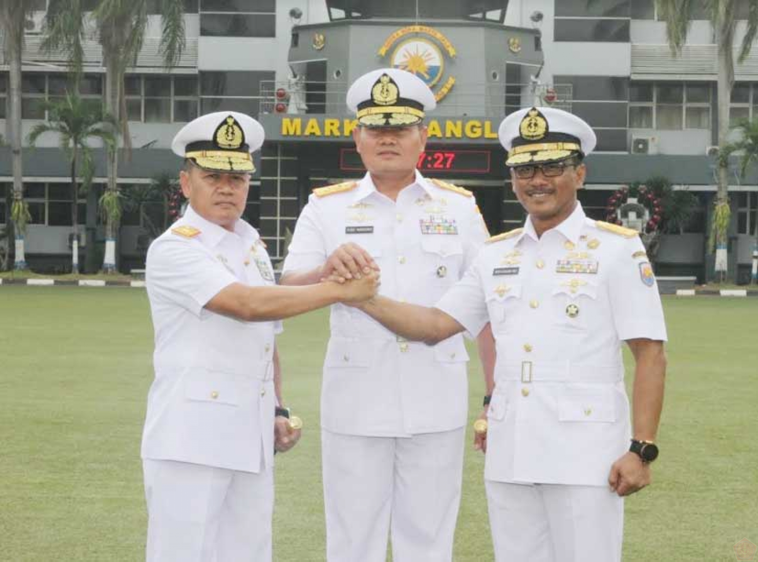 Laksamana Pertama TNI Agus Hariadi Resmi Menjabat Komandan Lantamal XII ...