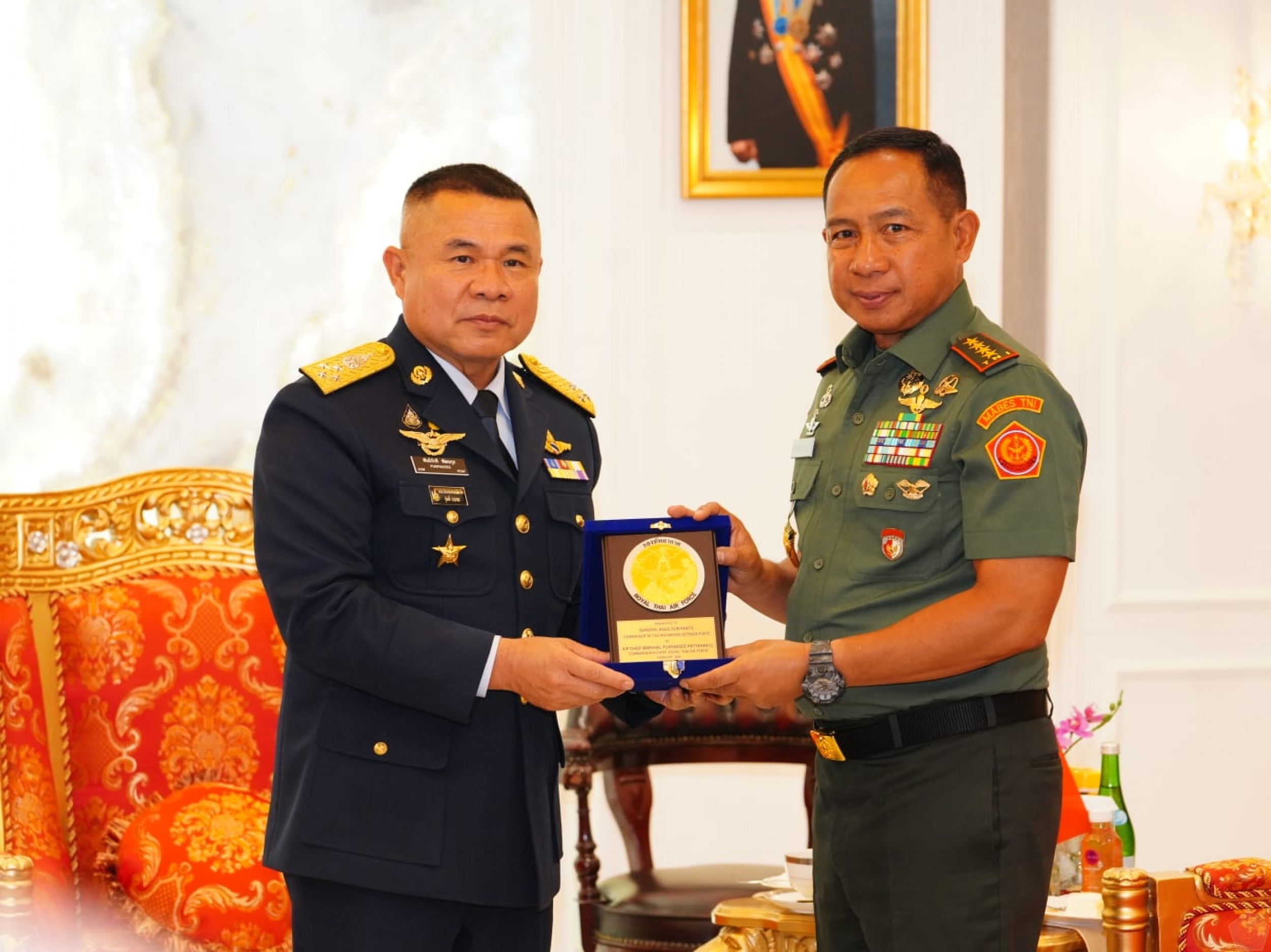Panglima TNI Terima Kunjungan Kehormatan Kasau Thailand Panglima TNI Terima Kunjungan Kehormatan Kasau Thailand