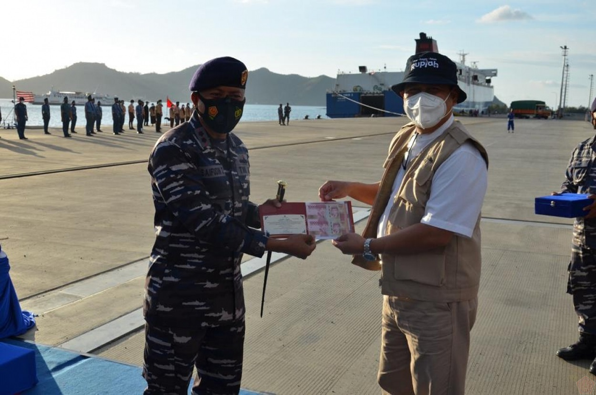 TNI AL Kirimkan KRI Ajak-653 Satkat Koarmada II Dukung Bank Indonesia ...