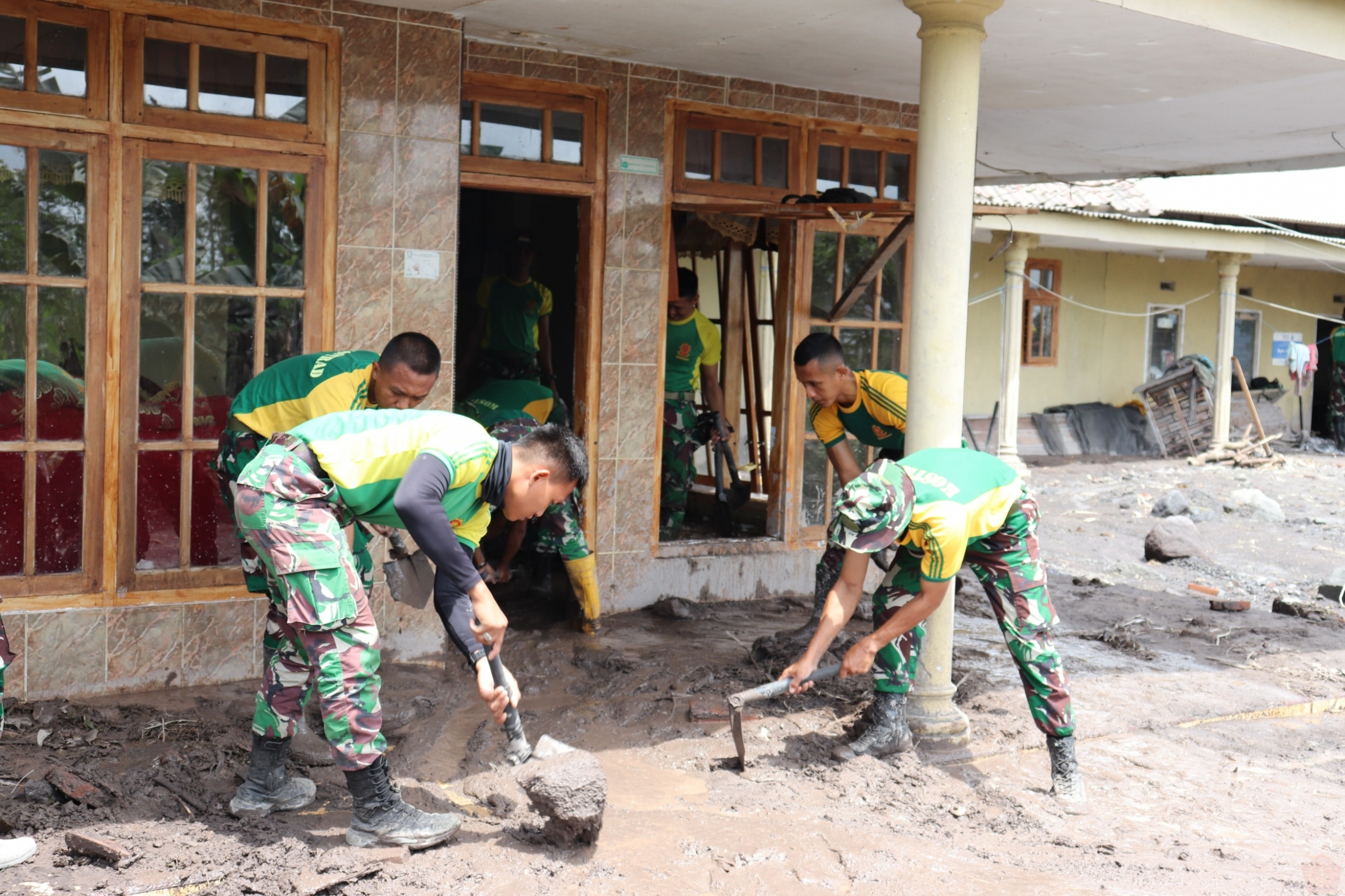 Asops Danlantamal VIII Ikuti FGD Pangkoarmada II Hari Kedua Secara Vicon