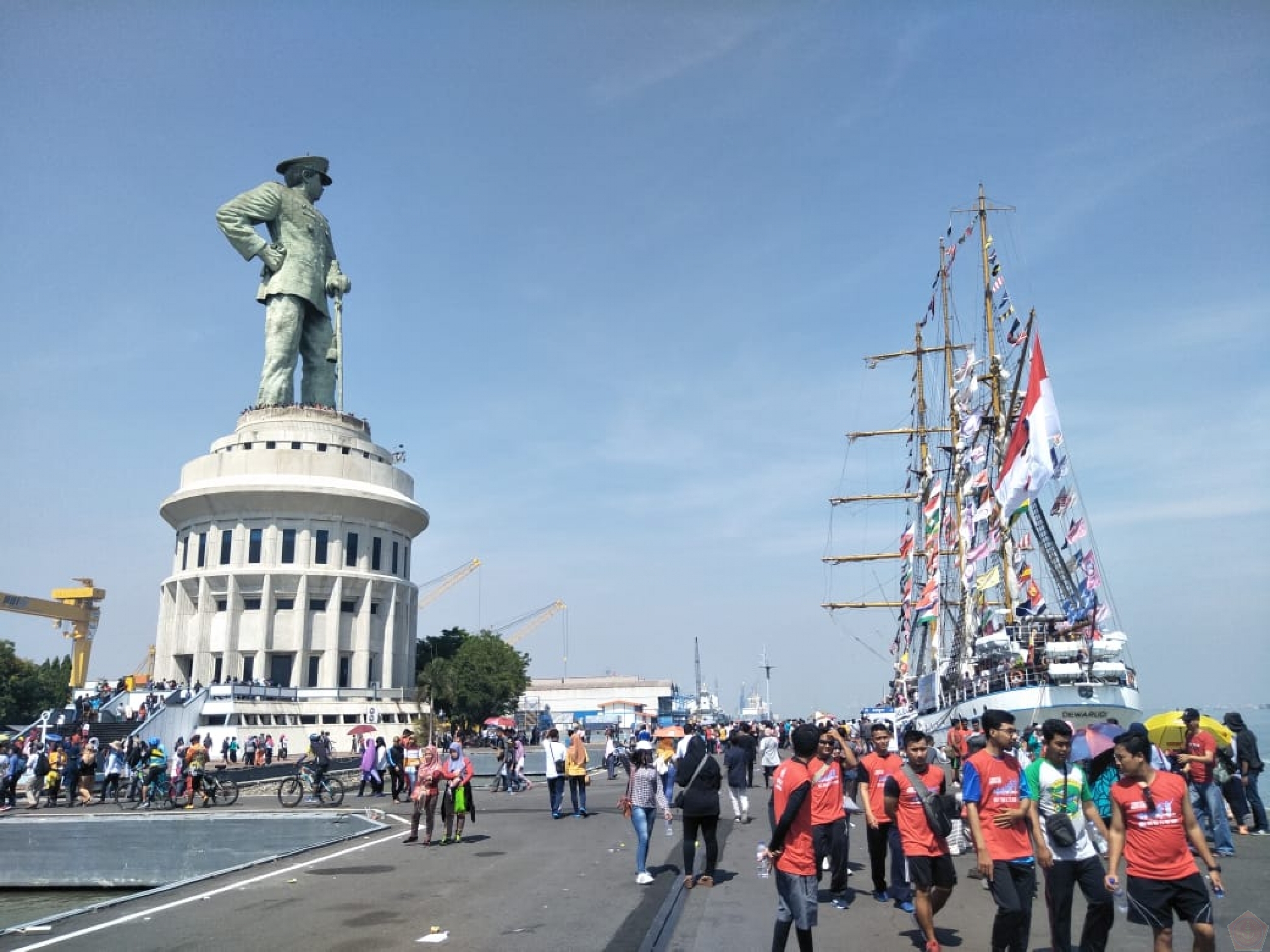 Pengunjung Berjubel Kunjungi Monjaya | Website Tentara Nasional Indonesia