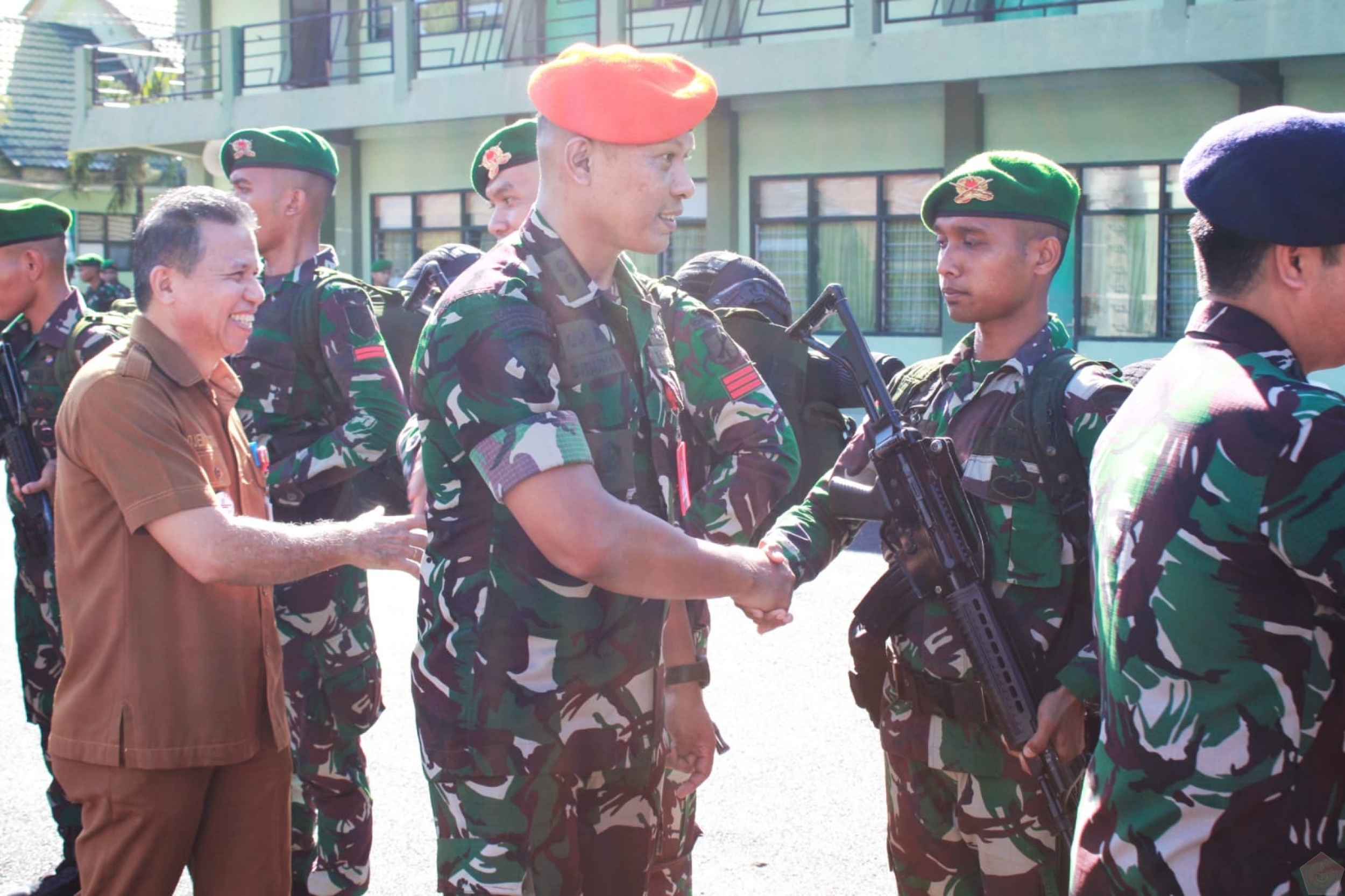 Kadisops Lanud Sam Ratulangi Hadiri Upacara Pemberangkatan Satgas Pam Puter | Website Tentara ...