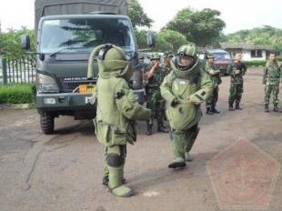 Denzipur-3 Kodam Jaya Lumpuhkan Bahan Peledak | Website Tentara ...