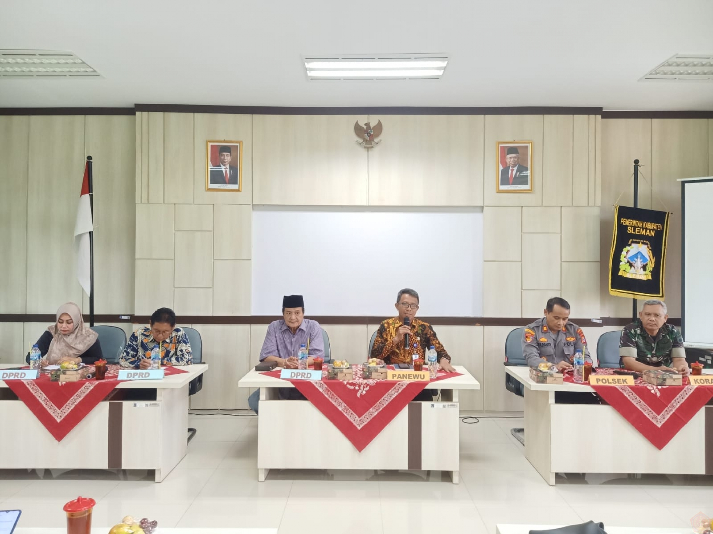 Danramil Seyegan Rakorpim Tingkat Kapanewon | Website Tentara Nasional ...