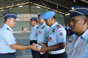 Apel Khusus Pelepasan dan Pengantar Tugas Perwira Lanud Ranai | Website ...