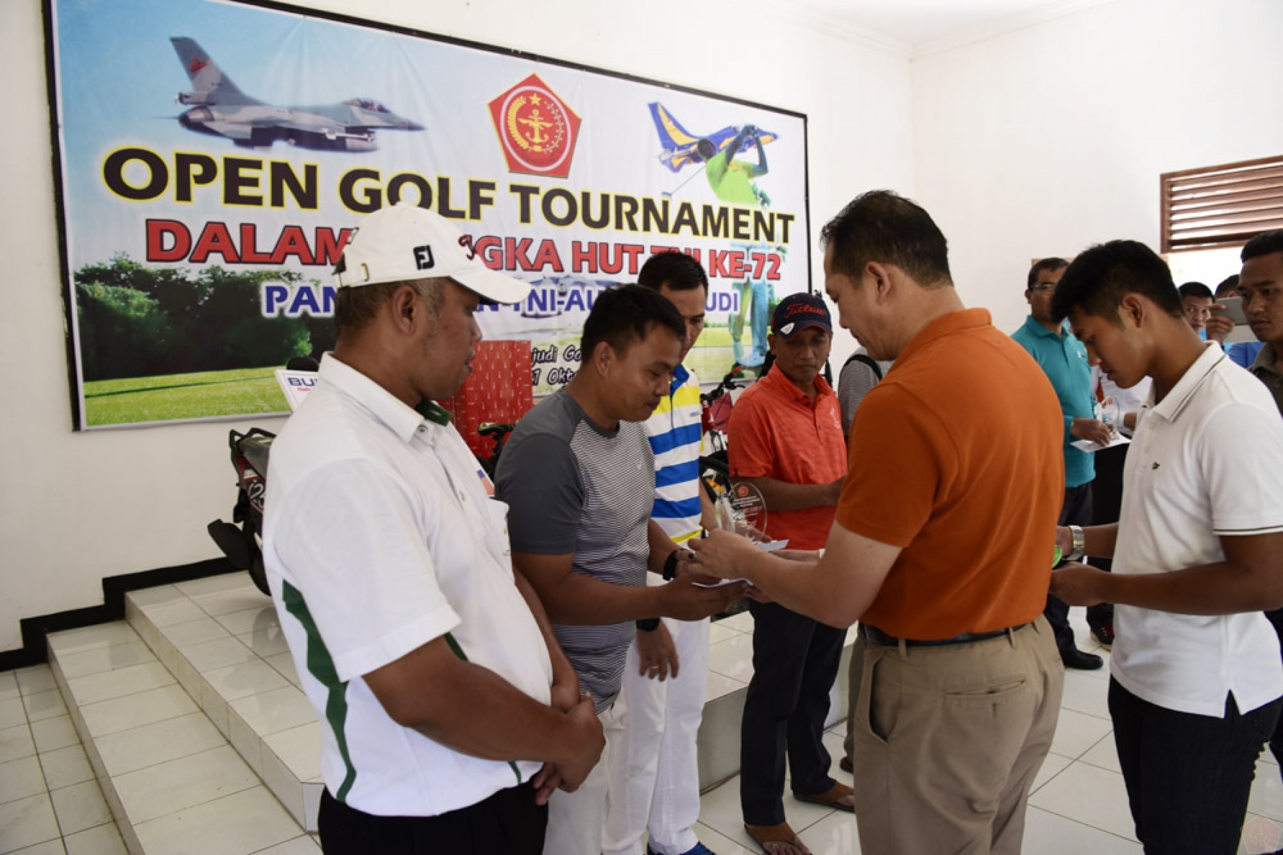 Turnament Golf Dalam Rangka HUT ke-72 TNI di Lanud Iswahjudi | Website ...