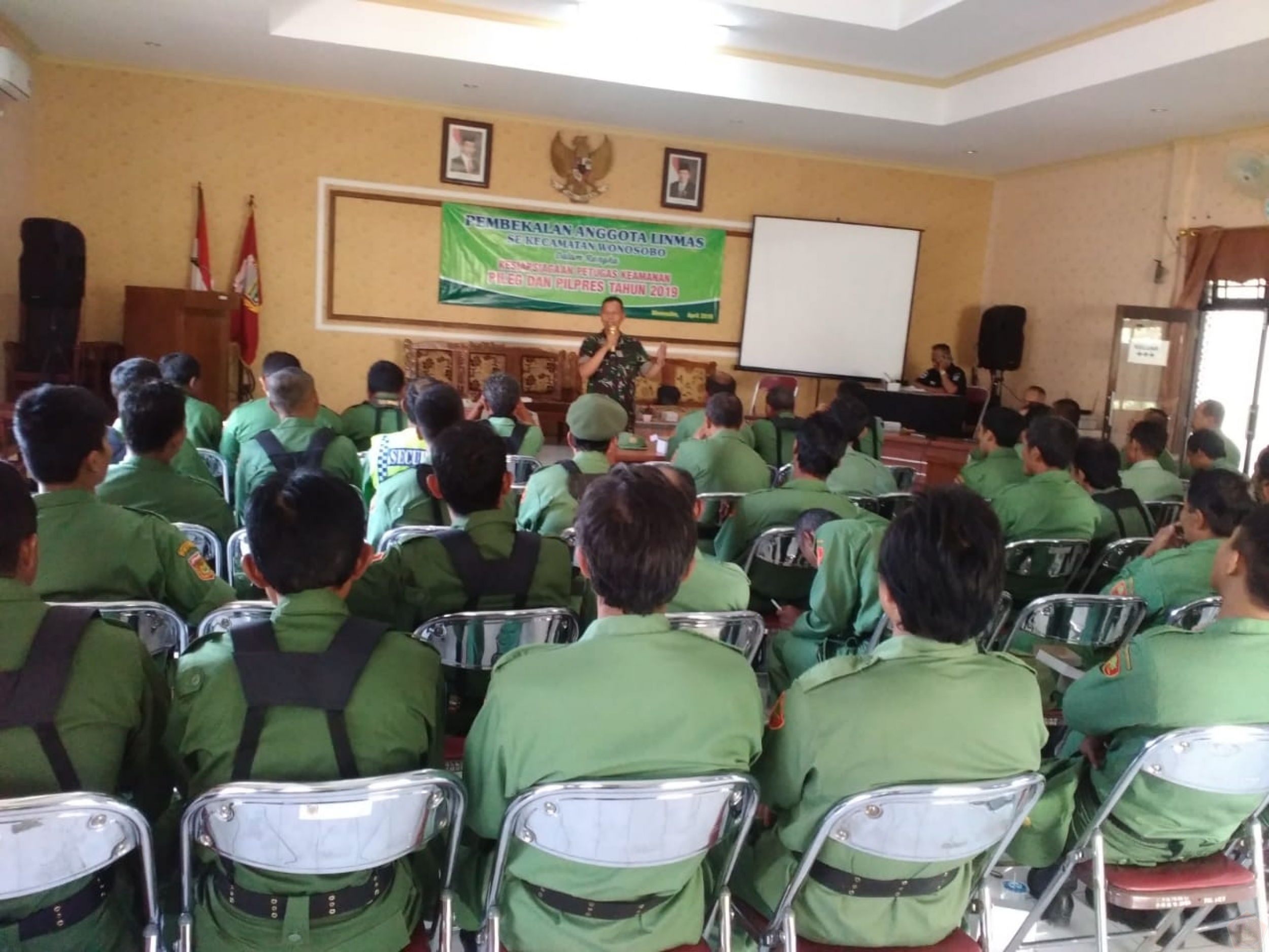 Danramil 01/Wonosobo Berikan Pengarahan Kepada Linmas | Website Tentara ...