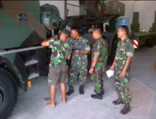 Penambahan Oli Hidrolik Iveco Dalam Rangka Persiapan Serpas Baturaja ...