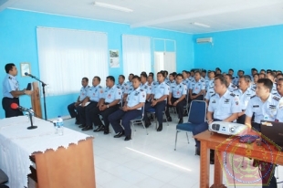 Ceramah Lambangja di Lanud Ranai | Website Tentara Nasional Indonesia