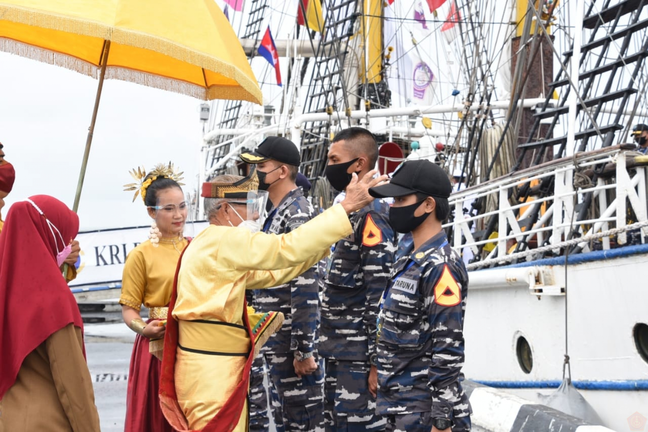 Gunakan Dua KRI, Satlat Prajalasesya Taruna AAL Sandar di Tarakan ...