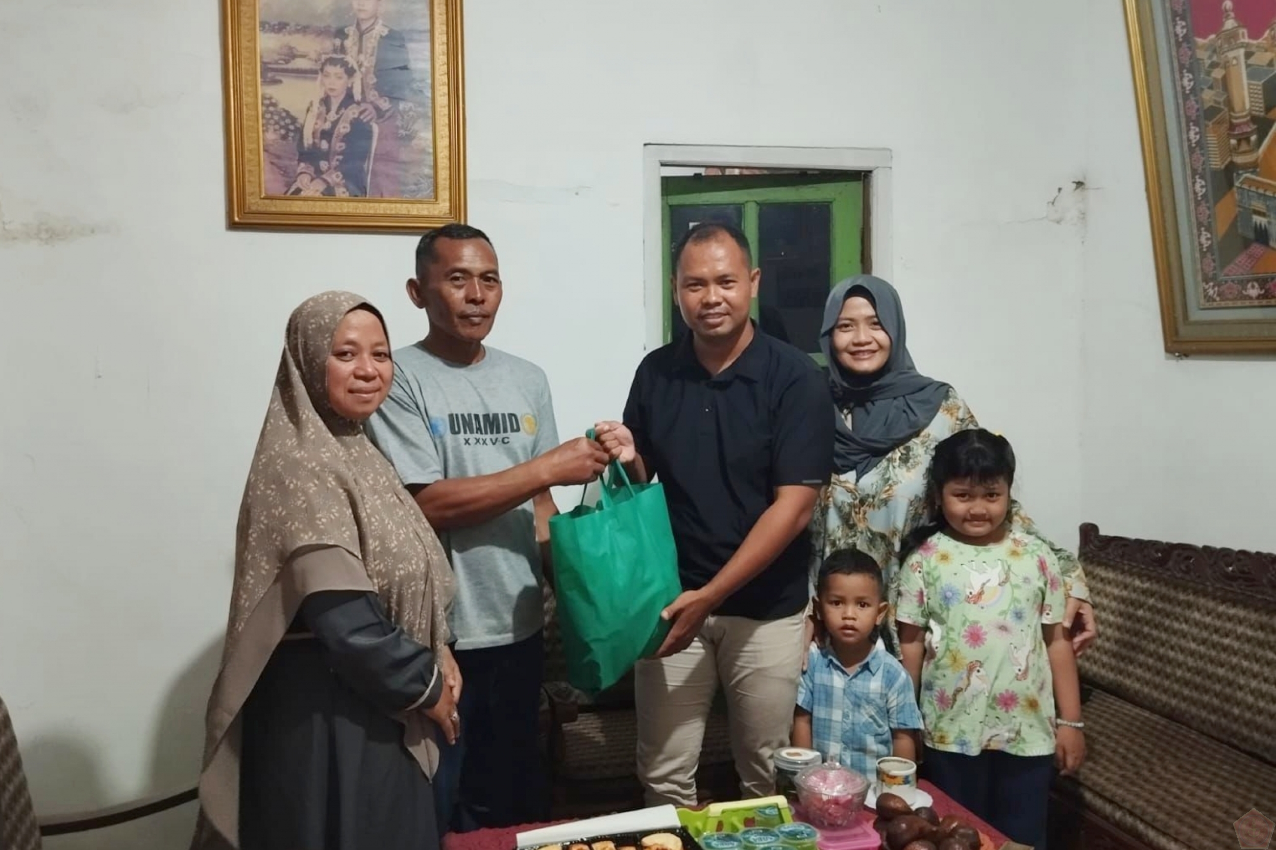 Pererat Tali Silahturahmi, Perwira Yonif 1 Marinir Laksanakan Anjangsana | Website Tentara ...