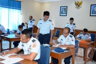 Kasubdisdikbangum Disdikau Pimpin Ujian P2BS di Lanud SIM | Website ...