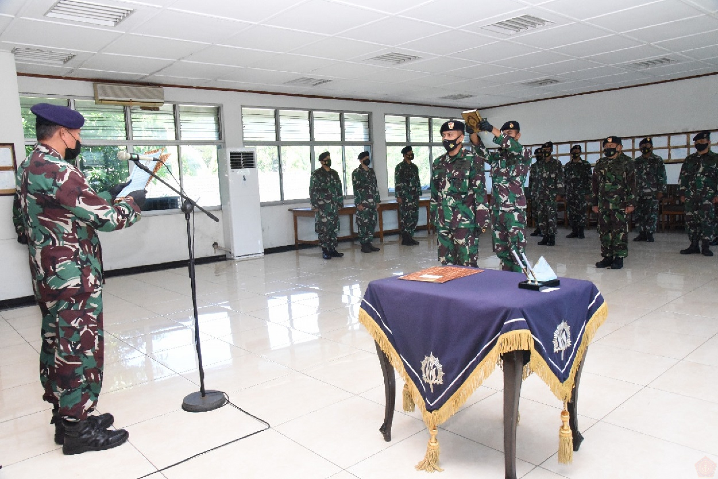Direktur Pendidikan AAL Kukuhkan Jabatan Komandan KAL Kadet VIII-06 ...