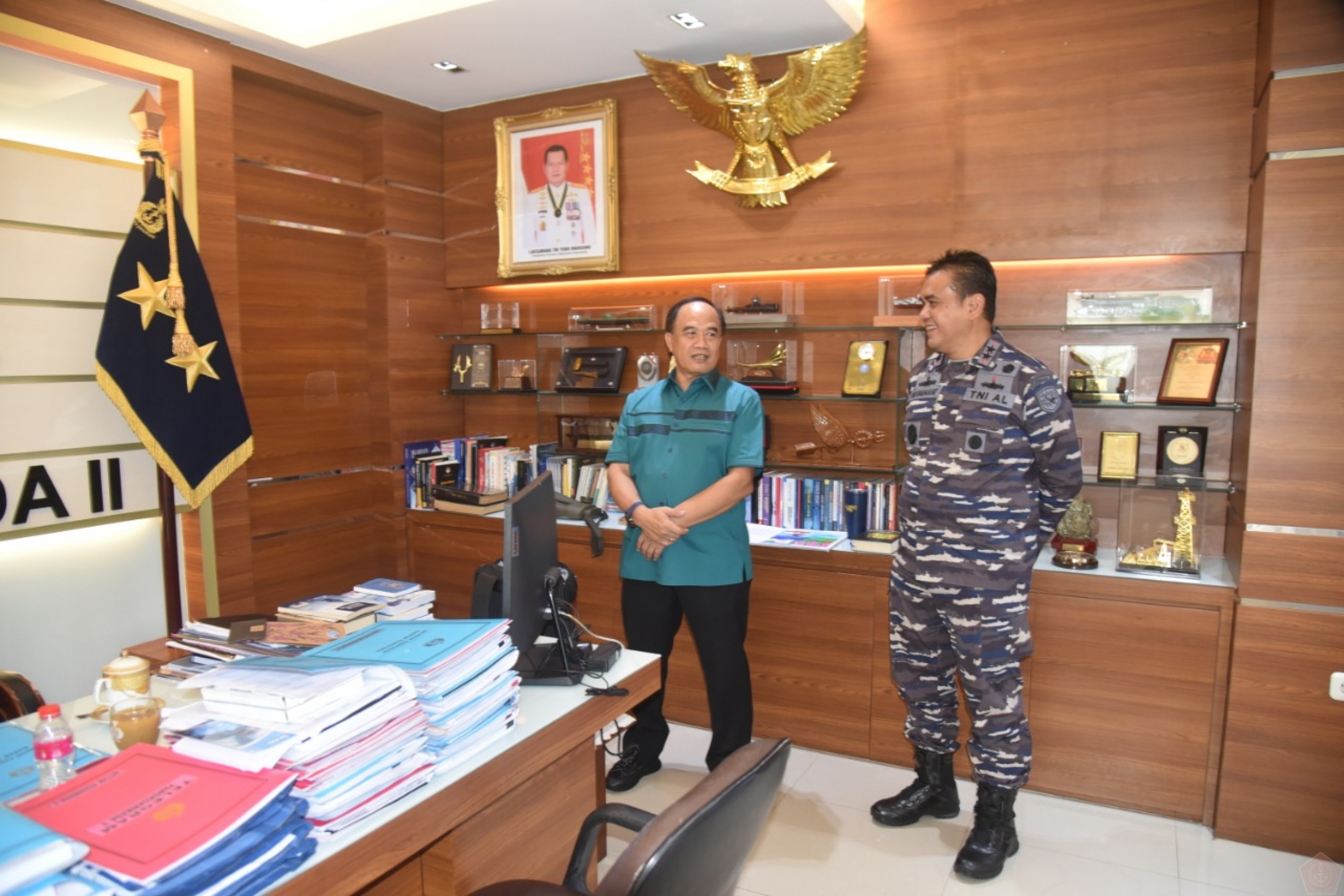 Pangkoarmada II Terima Kunjungan dari Laksamana TNI (Purn) Ade Supandi ...