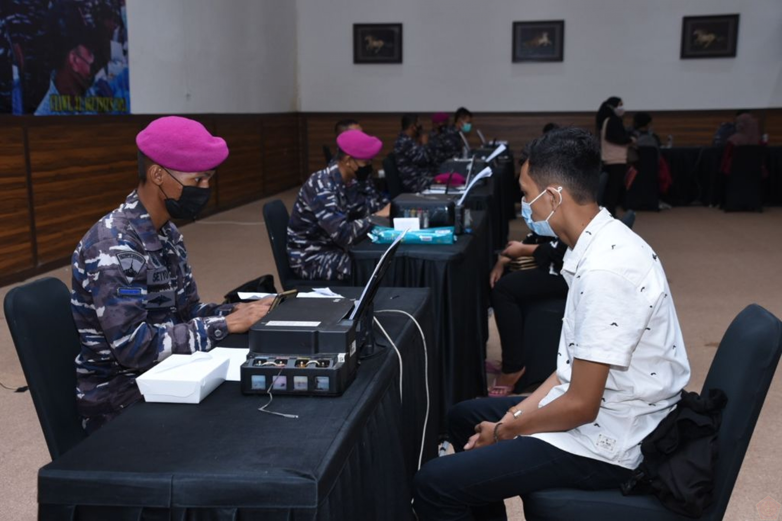 Pasmar 1 Korps Marinir TNI Angkatan Laut Laksanakan Serbuan Vaksin Di ...