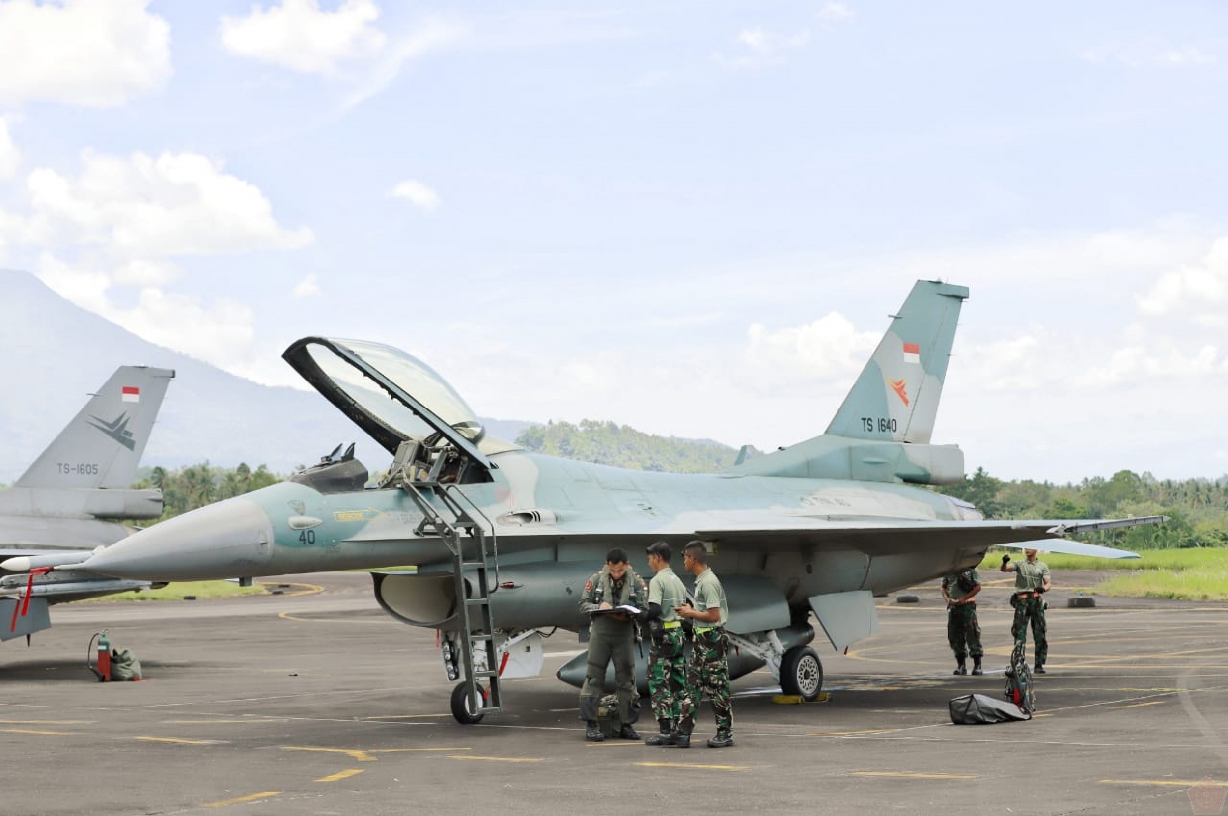 Di Langit Manado, TNI Angkatan Udara dan RAAF Latihan DBFM | Website ...
