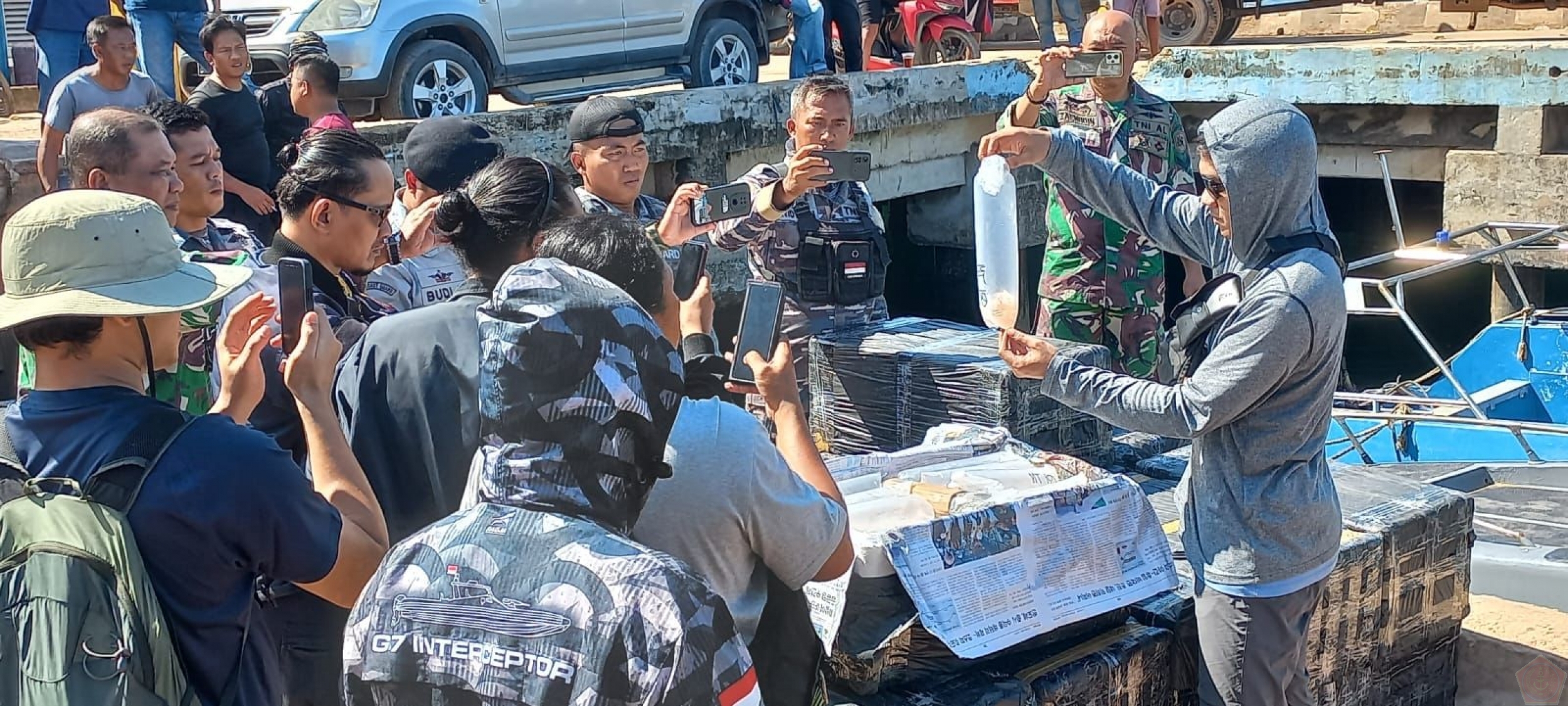 TNI AL Amankan Kapal Speed Boat Bermuatan Benih Baby Lobster Diduga ...