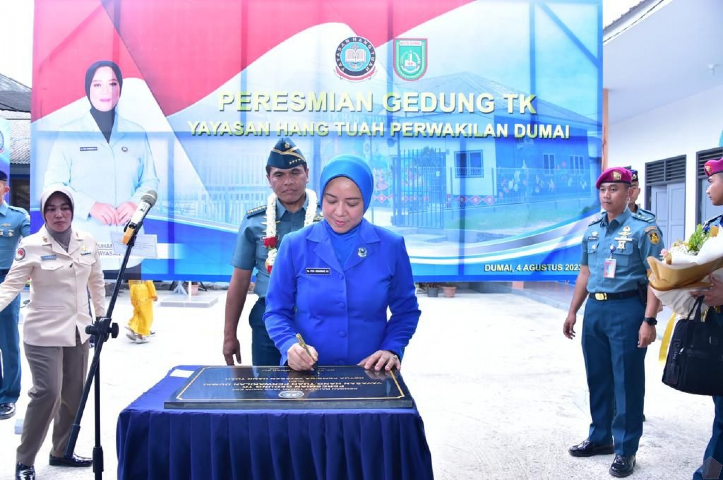 Ny. Fera Muhammad Ali Resmikan Gedung TK Hang Tuah Perwakilan Dumai ...