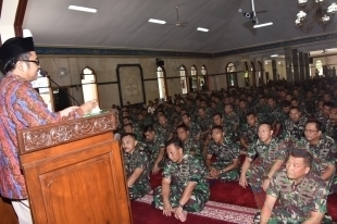 Pangarmatim : Ketakwaan Jadikan Prajurit Koarmatim Lebih Tangguh ...