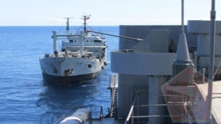 KRI Multatuli-561 dan KRI Sungai Gerong-906 Melaksanakan Opskamla