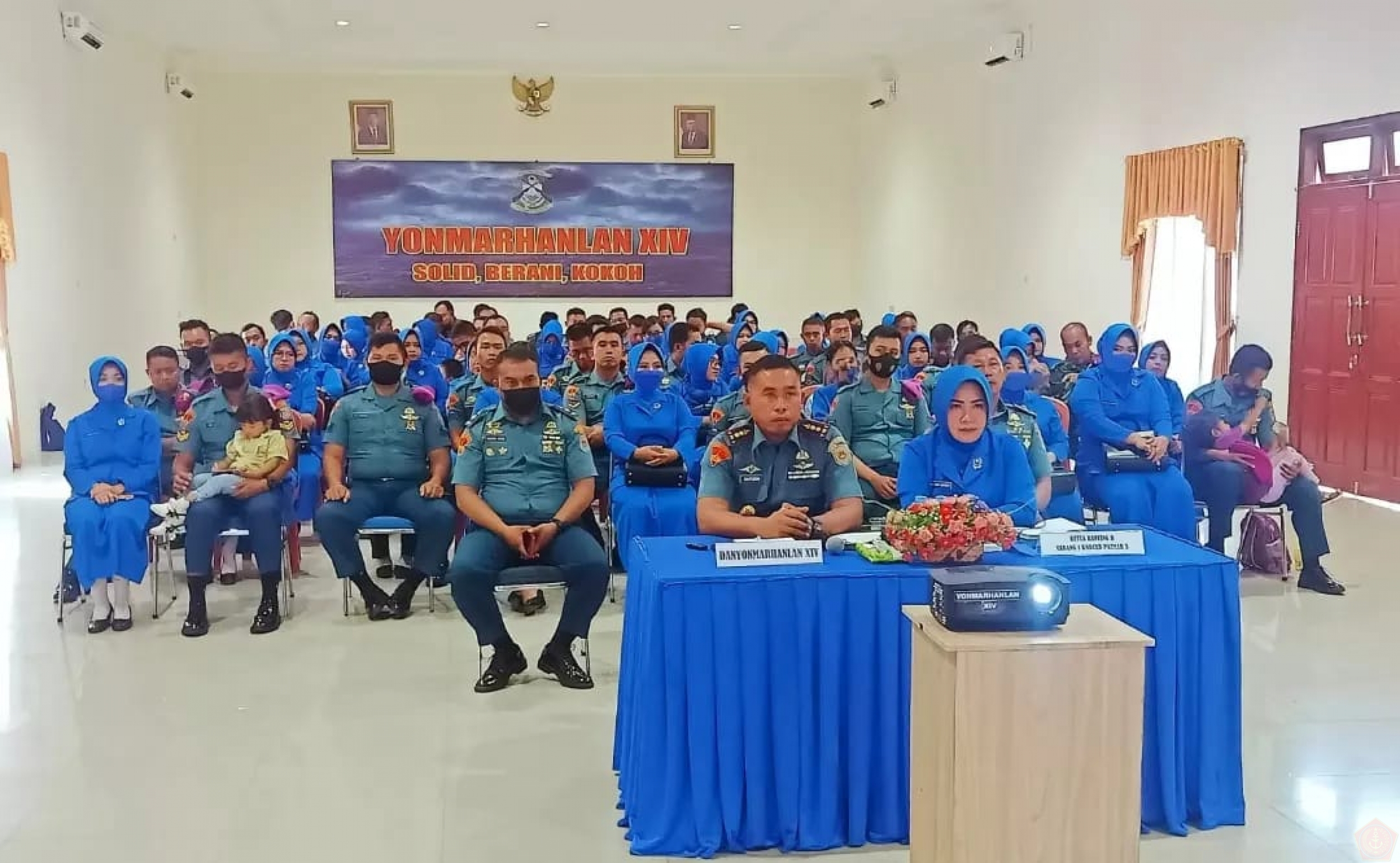 Prajurit Dan Jalasenastri Yonmarhanlan XIV Sorong Ikuti Pengarahan ... Prajurit Dan Jalasenastri Yonmarhanlan XIV Sorong Ikuti Pengarahan ...