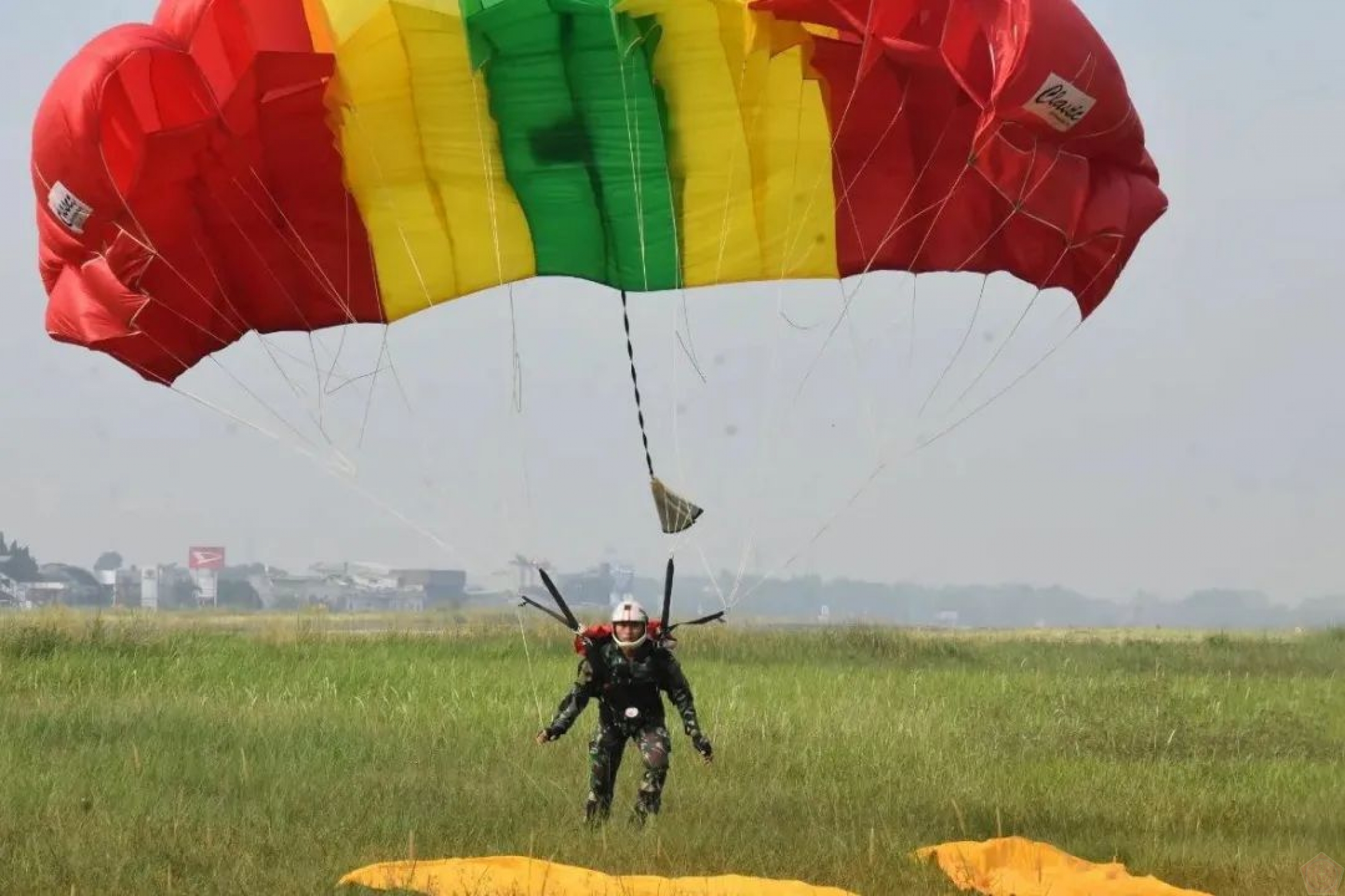 Brigif Para Raider 17 Kostrad Mengasah Kemampuan Terjun Bebas Militer ...