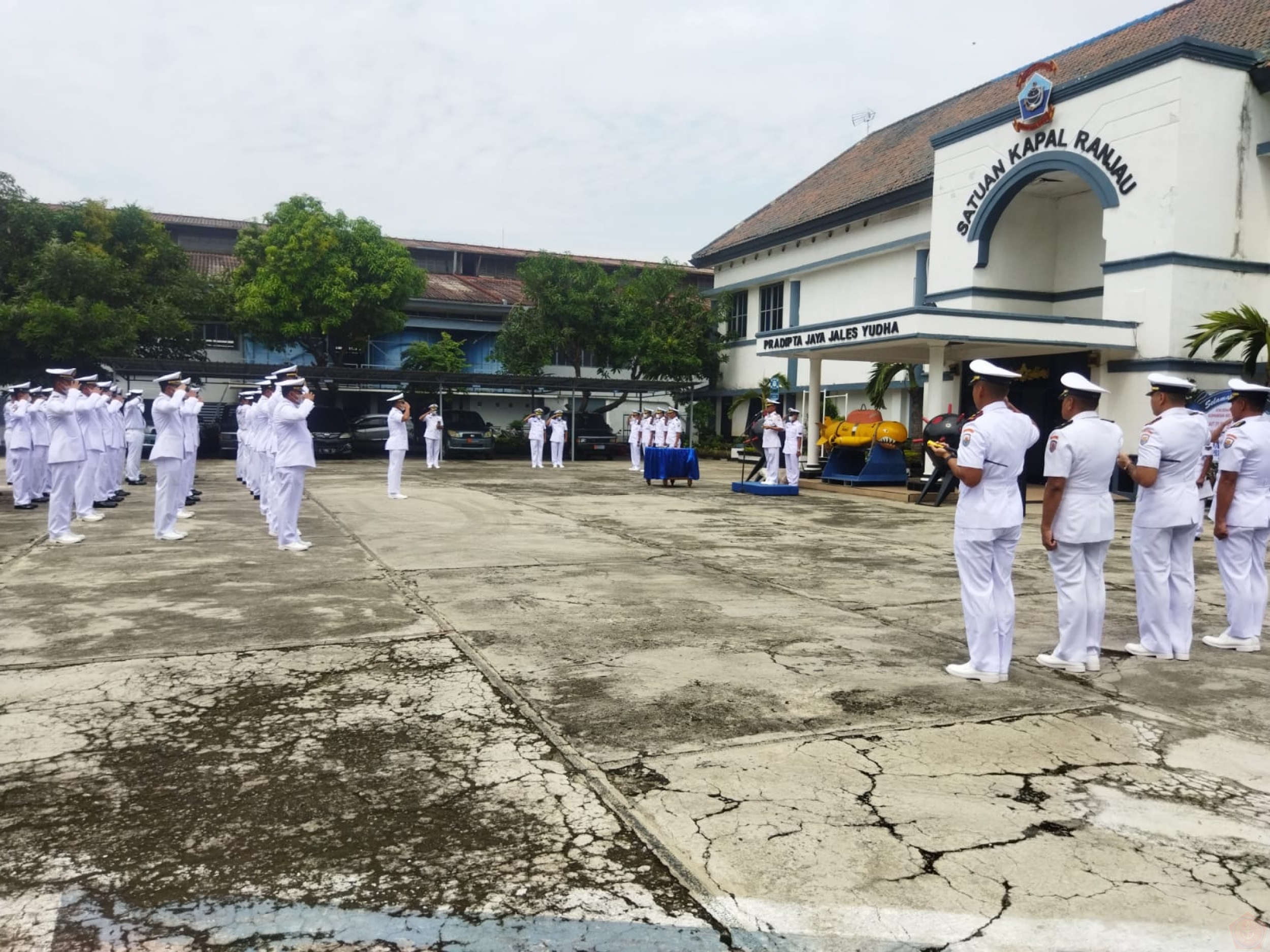 Dansatran Koarmada II Pimpin Sertijab Komandan KRI Pulau Rupat-712 dan ...