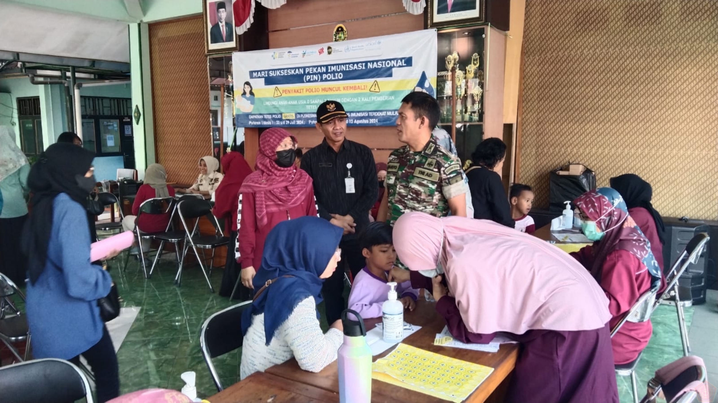 Danramil Hadiri PIN Polio Di Kemantren Mergangsan | Website Tentara ...