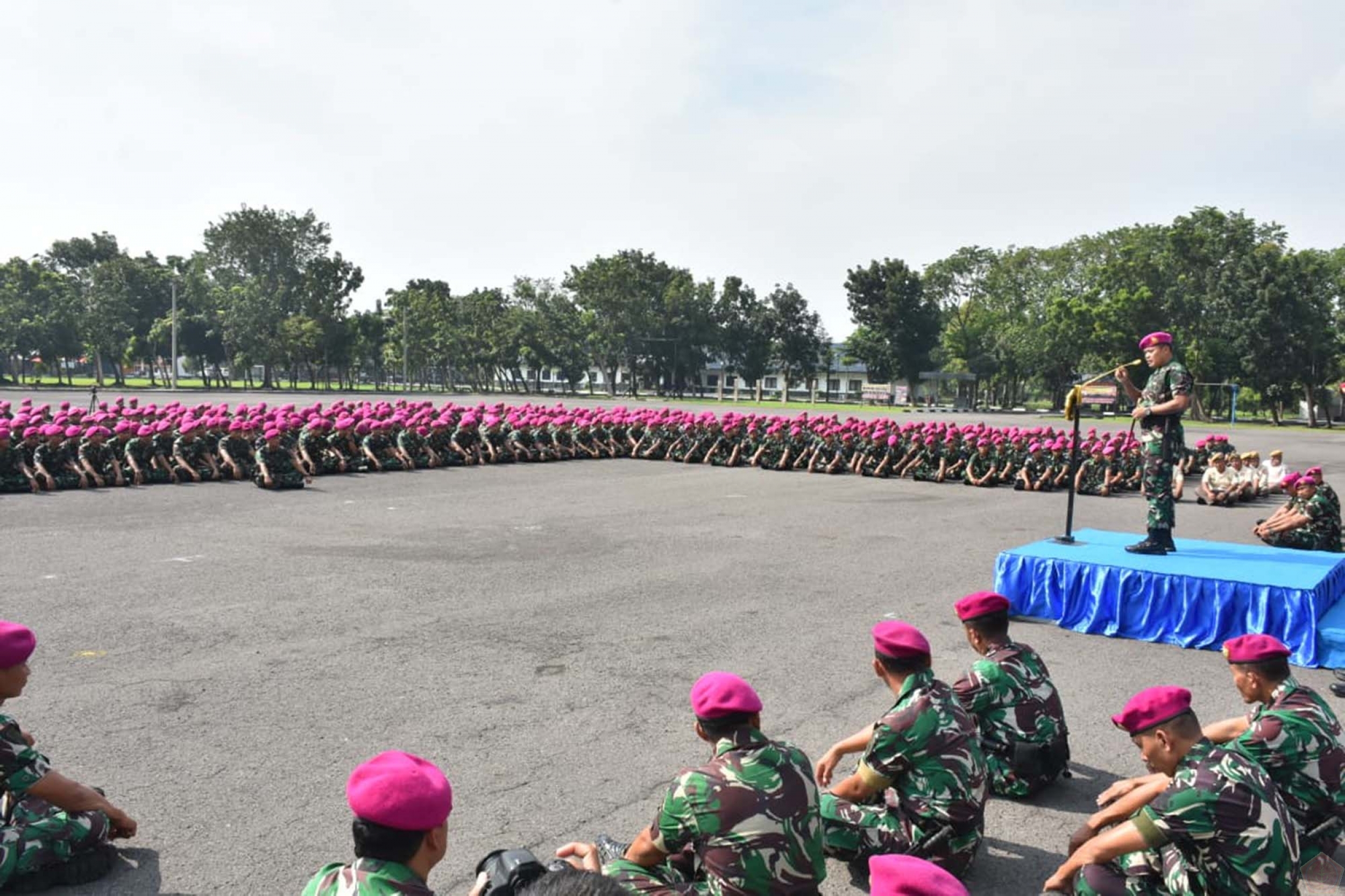 Jelang Hari Raya Idul Fitri 1445 H, Prajurit Yonif 5 Marinir Ikuti Apel ... Jelang Hari Raya Idul Fitri 1445 H, Prajurit Yonif 5 Marinir Ikuti Apel ...
