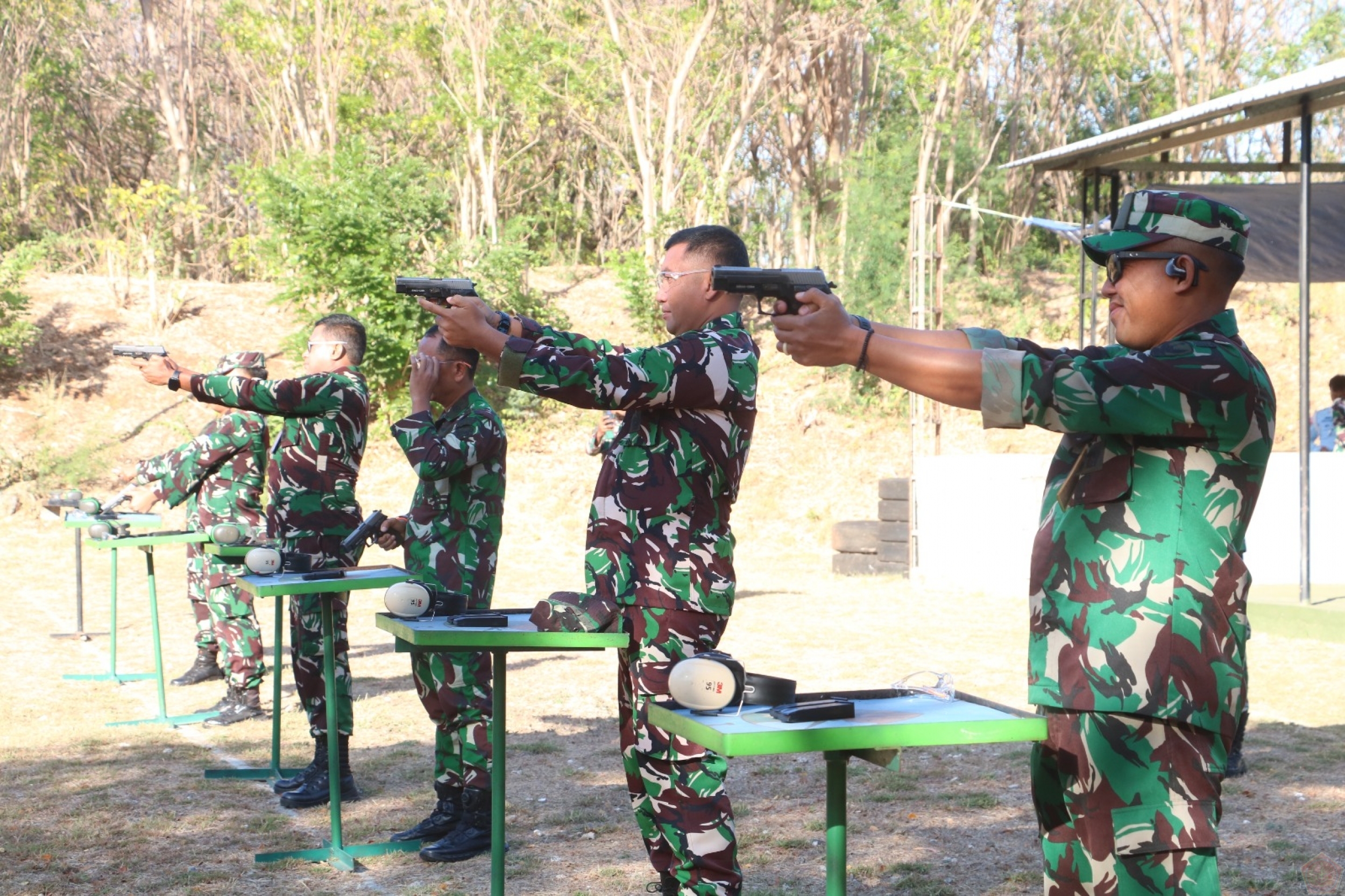 Lanud El Tari Gelar Latihan Menembak Triwulan III | Website Tentara ...