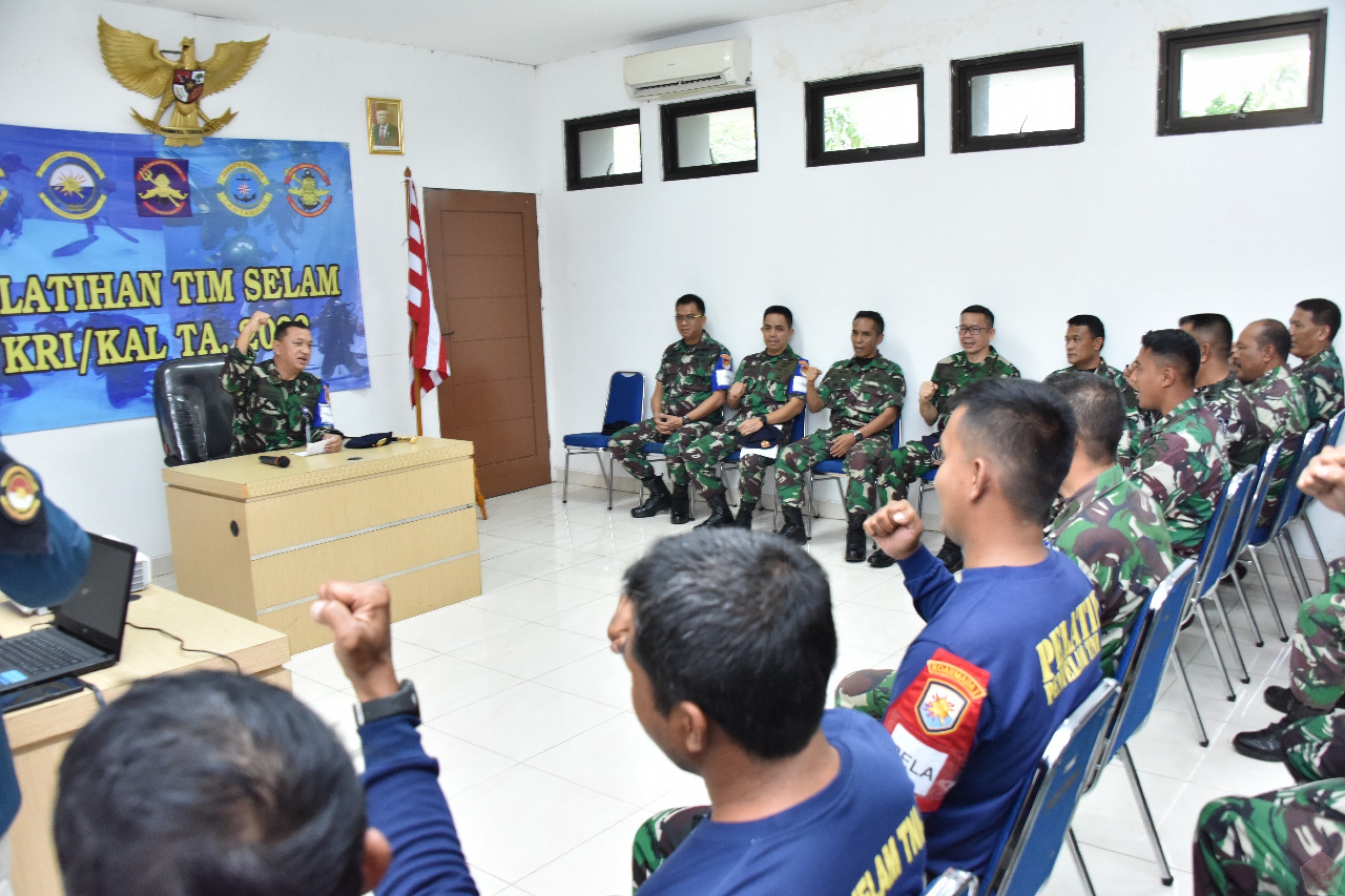 Koarmada RI Menyelenggarakan Latihan Selam Bagi Pengawak KRI/KAL TNI AL ...