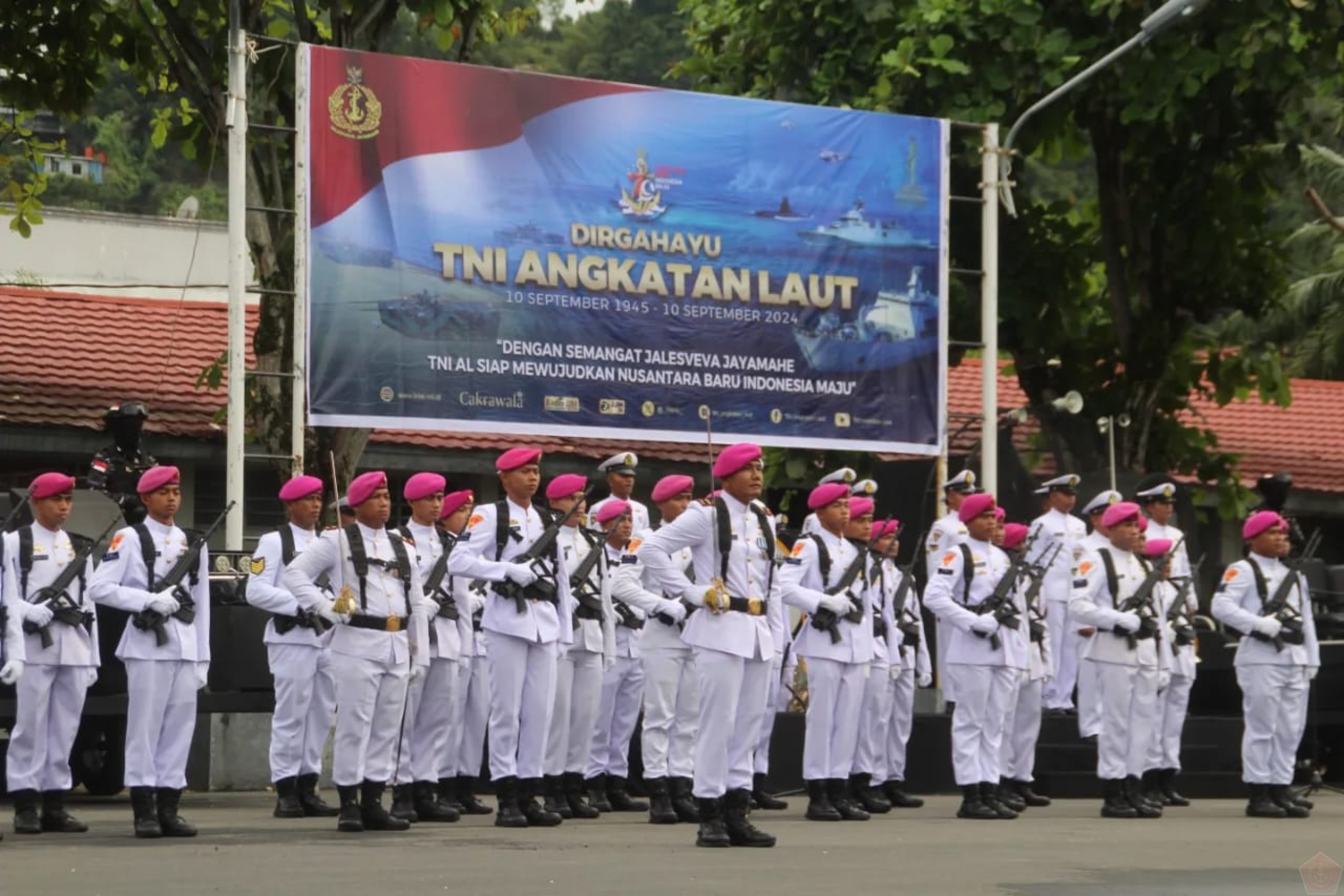 Prajurit Yonmarhanlan X Ikuti Upacara Hari Jadi Ke-79 TNI Angkatan Laut Tahun 2024