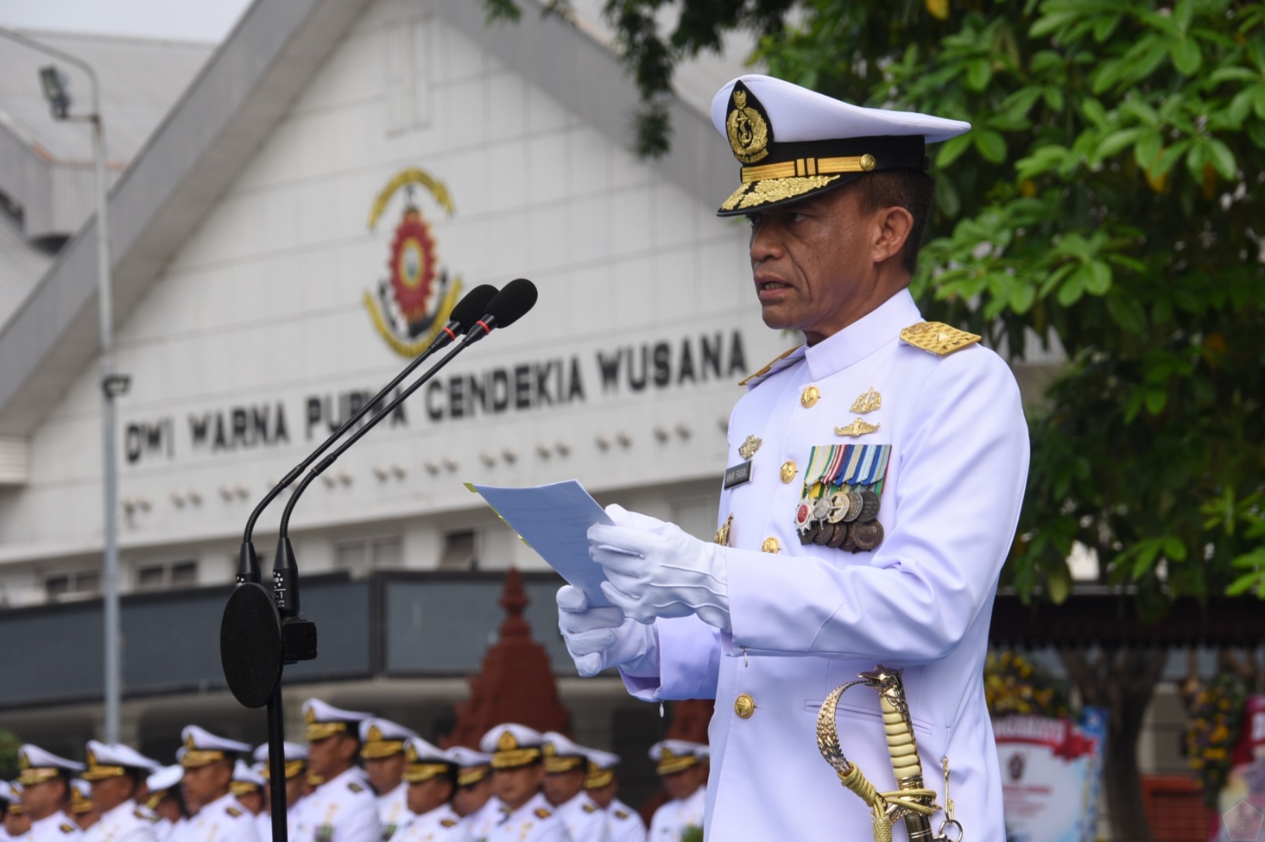 Peringati HUT Ke-78 TNI, Antap Dan Siswa Kodiklatal Laksanakan Upacara ...