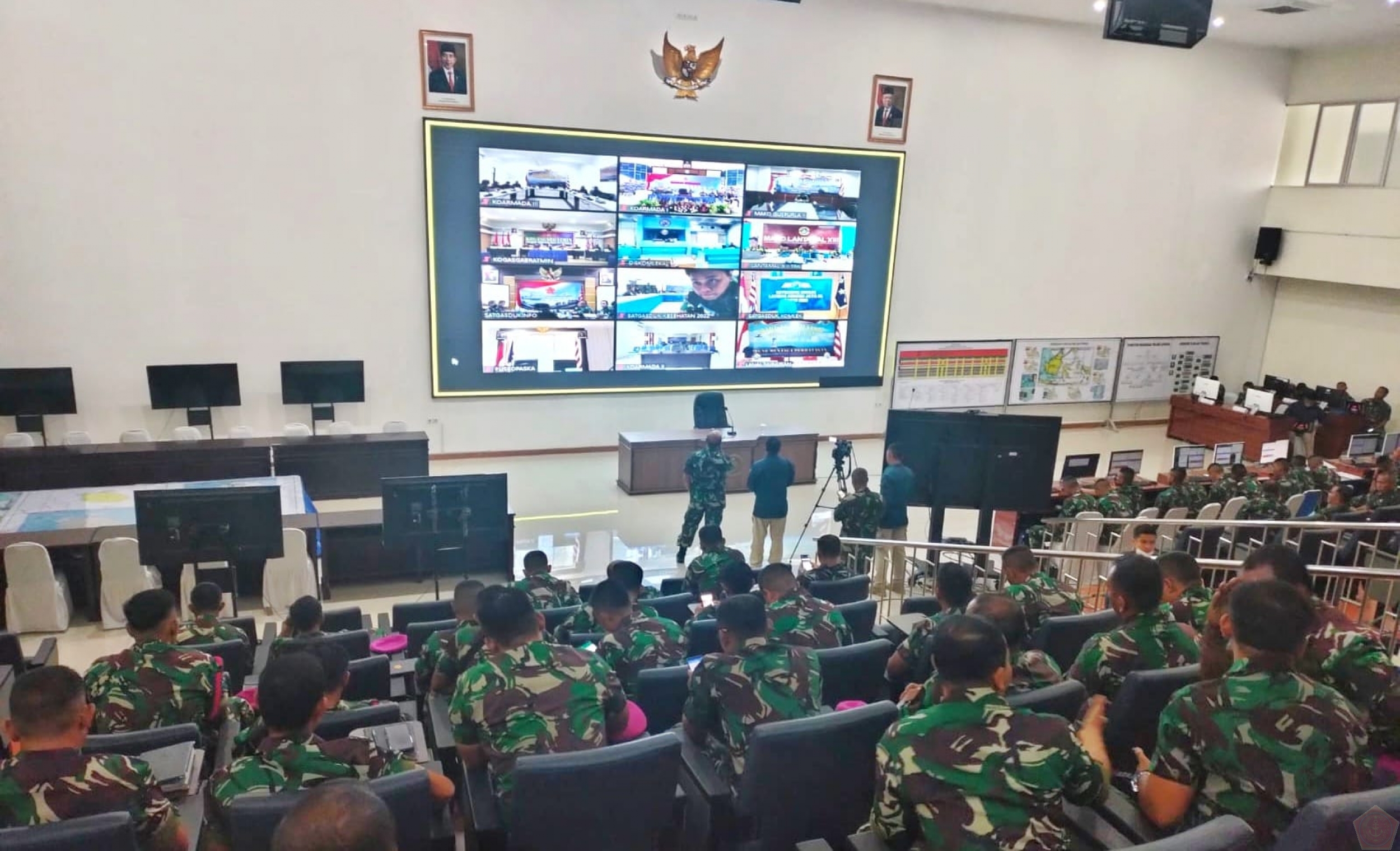 Prajurit Yonkomlek 2 Marinir Terlibat Penyusunan Gladi Posko Armada ...