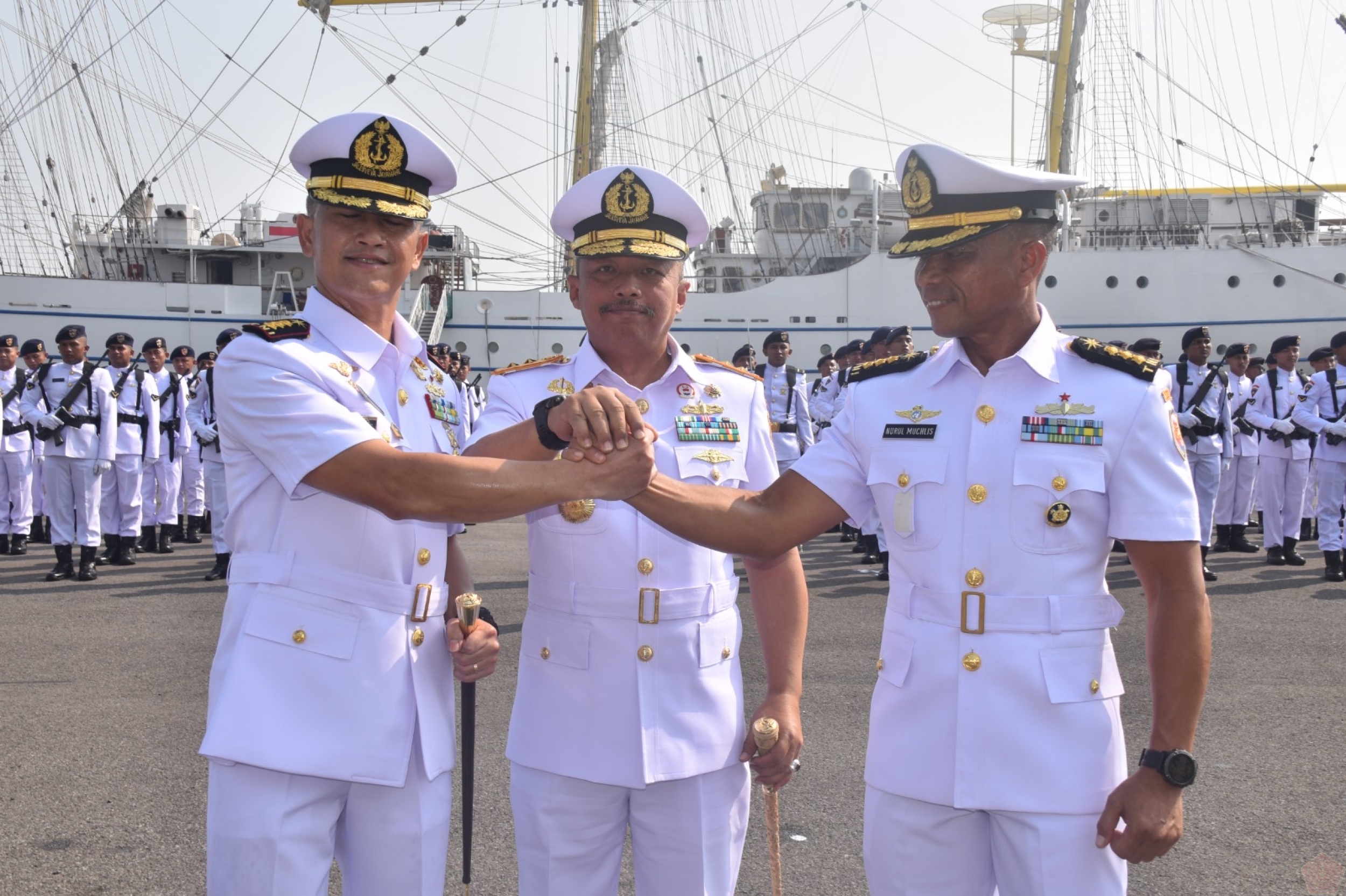 Pangkoarmada II Pimpin Sertijab Komandan Satkor Dan Pengukuhan Asops ...