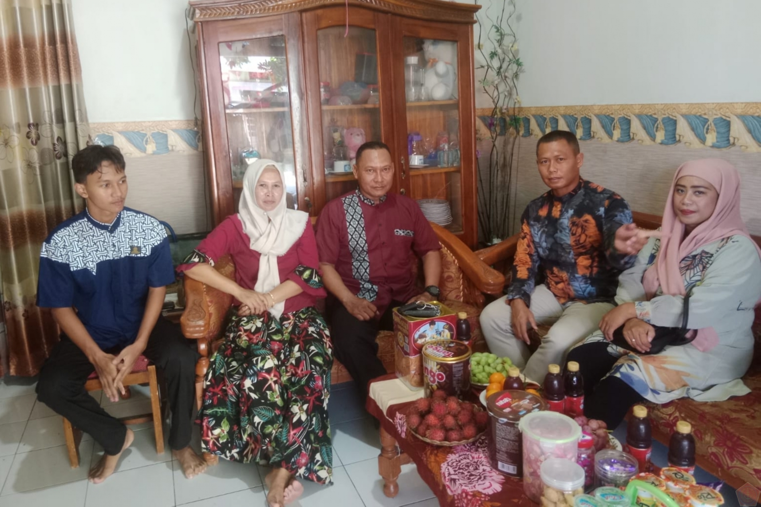 Pererat Silaturahmi, Perwira Yonif 3 Marinir Anjangsana Ke Rumah Prajuritnya | Website Tentara ...