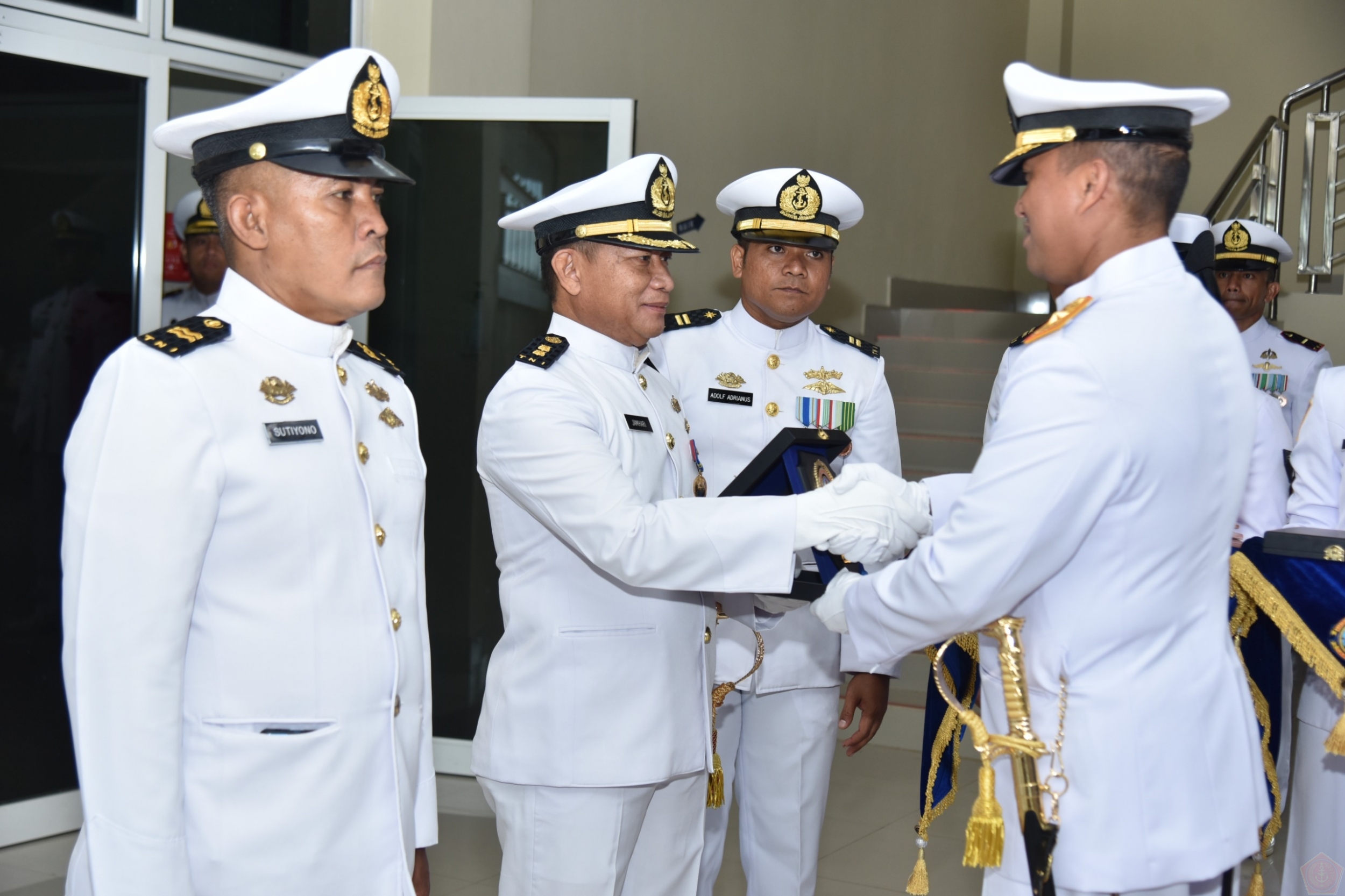 Danlantamal XII Pimpin Wisuda Purna Bakti Prajurit Dan PNS TNI AL Danlantamal XII Pimpin Wisuda Purna Bakti Prajurit Dan PNS TNI AL