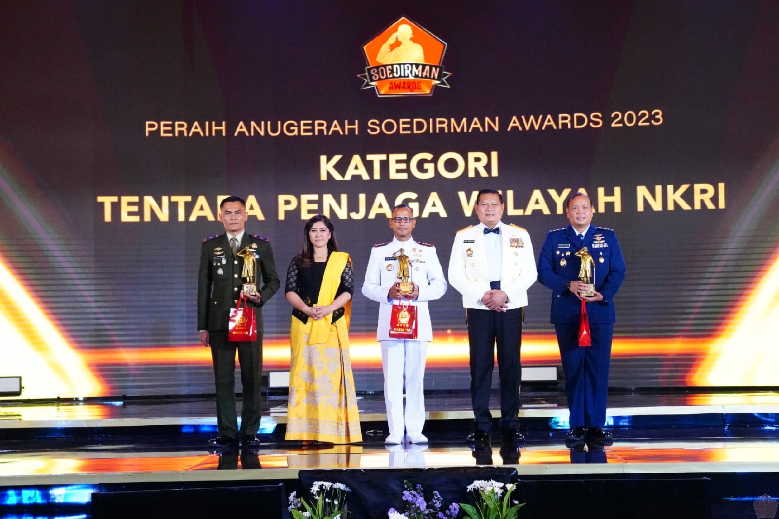 Panglima TNI Anugerahi Soedirman Awards kepada 9 Orang Prajurit ... Panglima TNI Anugerahi Soedirman Awards kepada 9 Orang Prajurit ...
