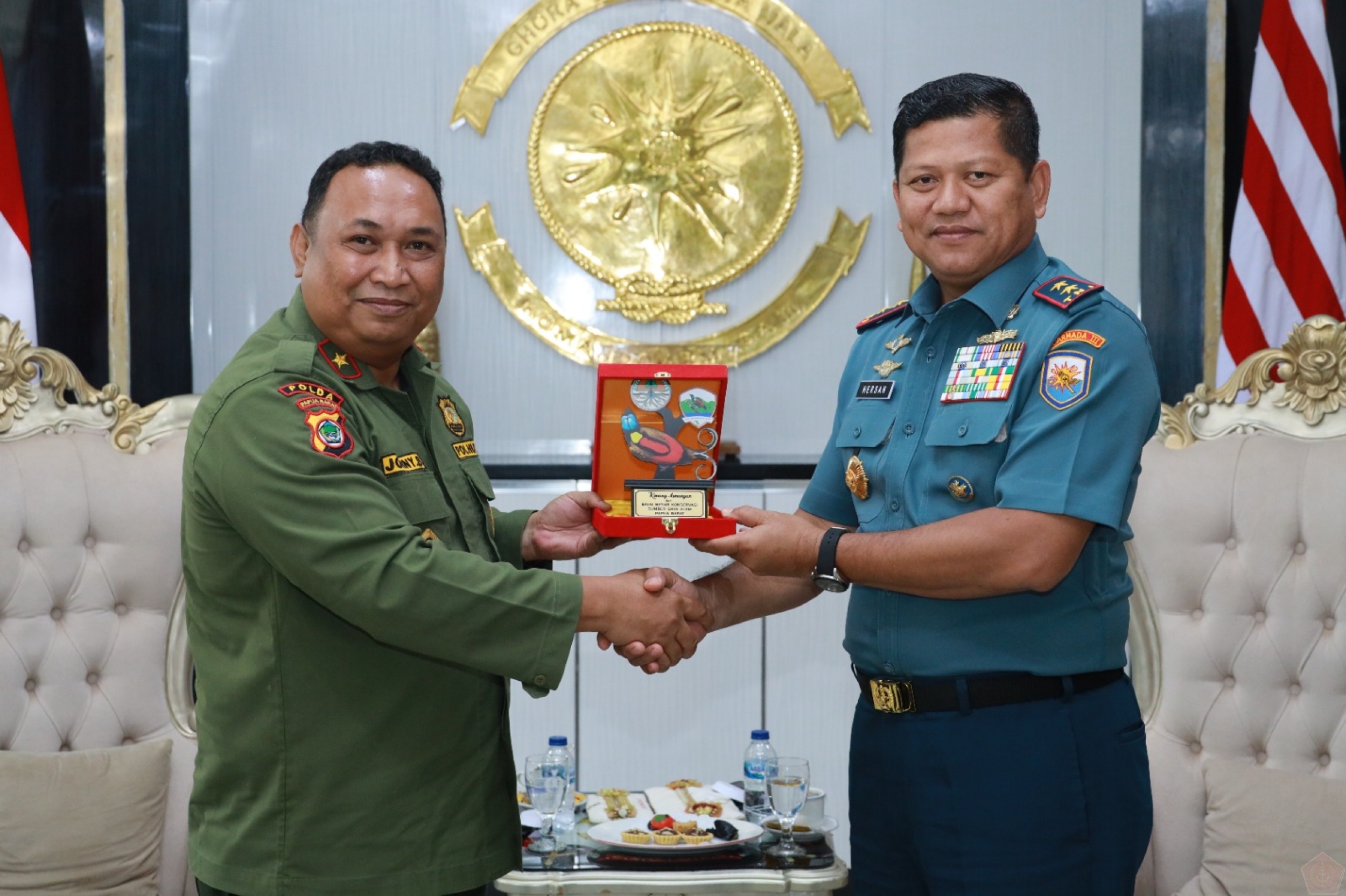Tingkatkan Kerjasama Kelestarian Alam, Pangkoarmada III Terima ... Tingkatkan Kerjasama Kelestarian Alam, Pangkoarmada III Terima ...