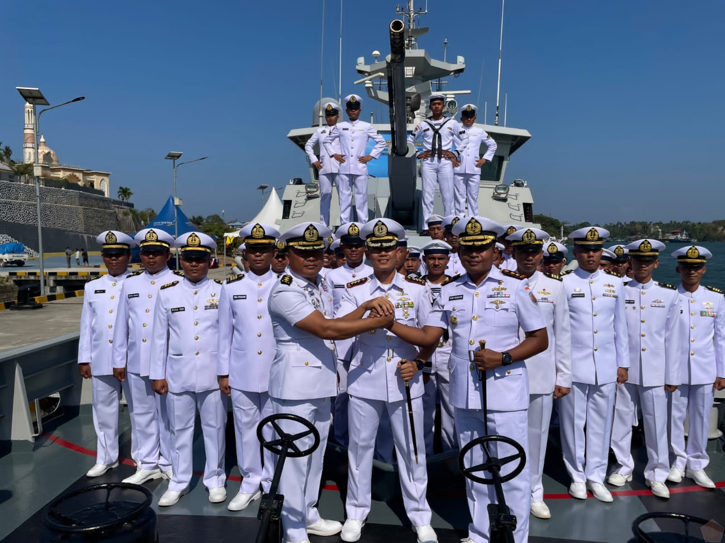 Di Daerah Operasi, Jabatan Komandan KRI SPR-628 Diserahterimakan ...
