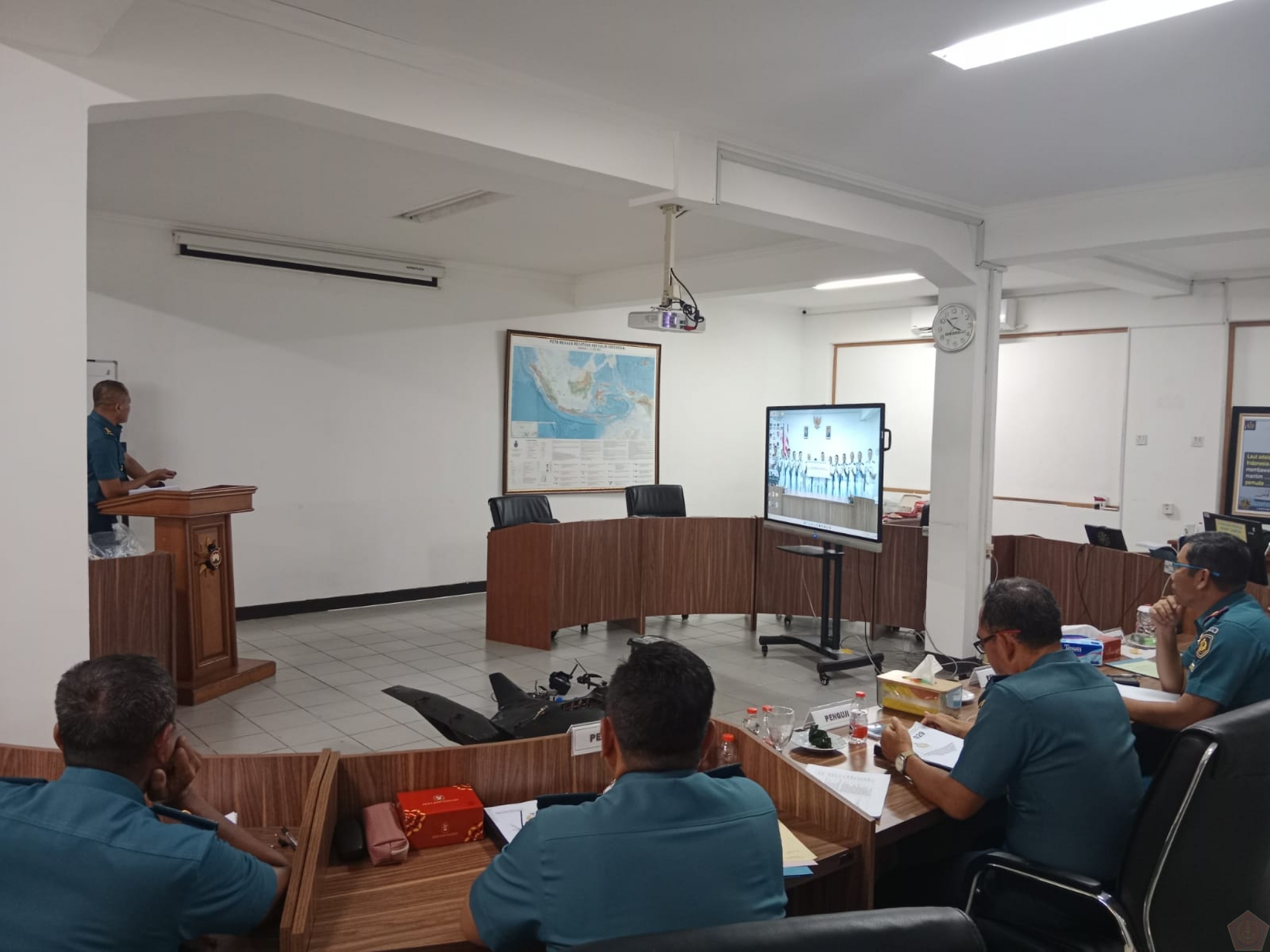 Komandan STTAL Menjadi Penguji Pada Seminar Akhir Tesis Dikreg Seskoal ...