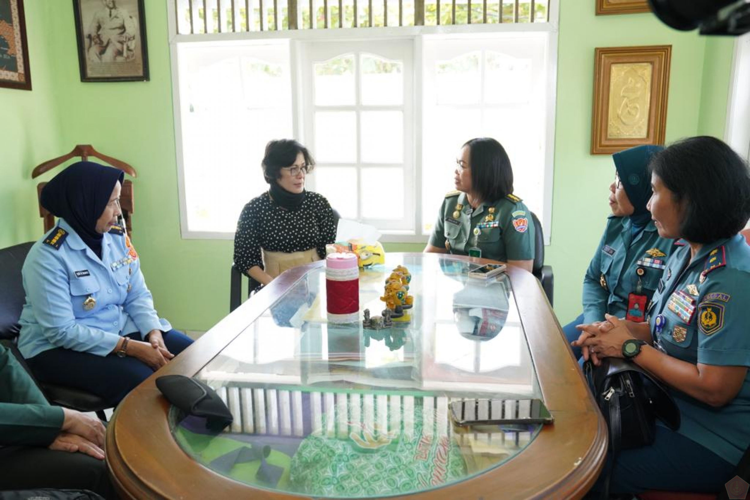 Anjangsana Wujud Perhatian Wanita TNI | Website Tentara Nasional Indonesia Anjangsana Wujud Perhatian Wanita TNI | Website Tentara Nasional Indonesia