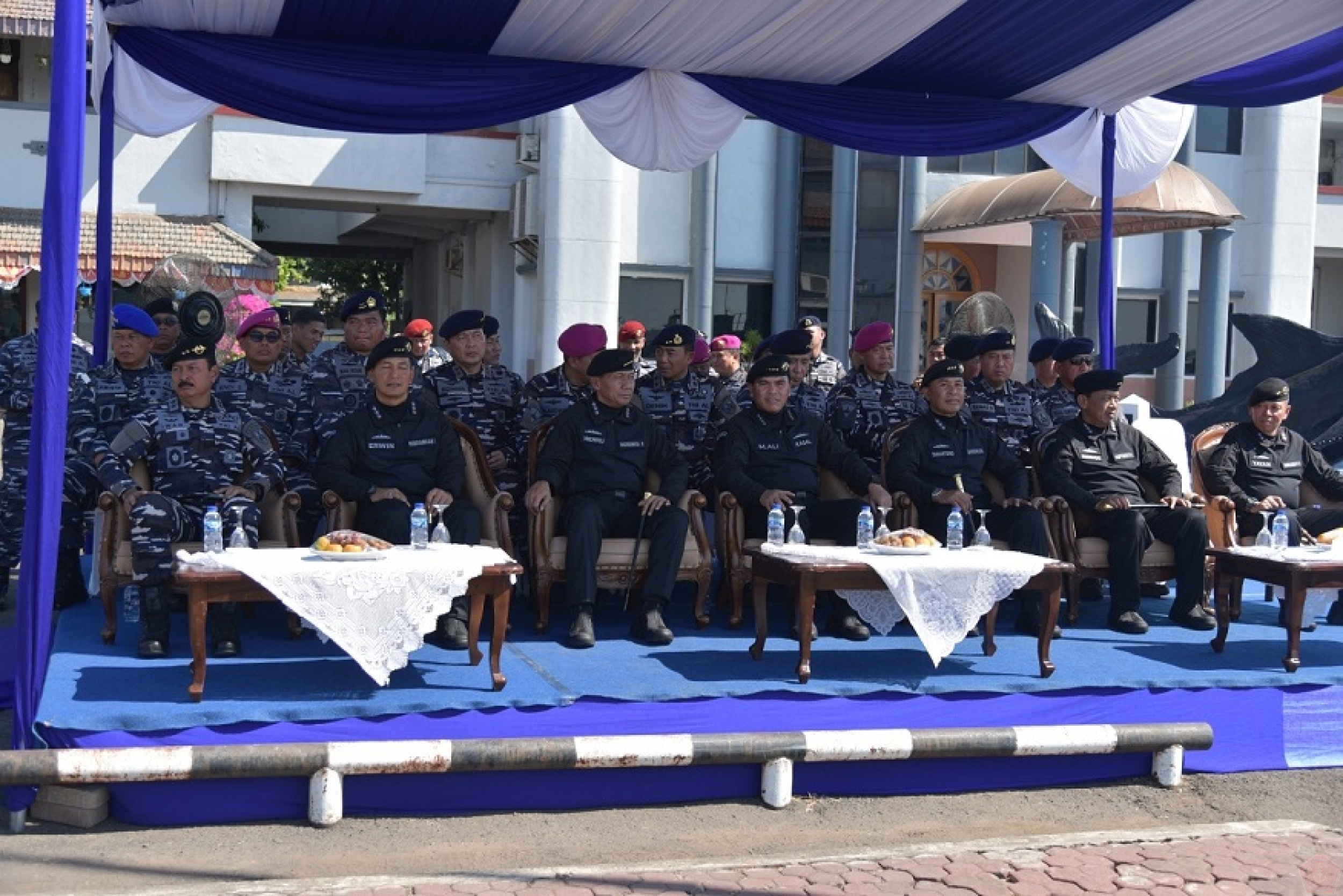 Gubernur AAL Hadiri Upacara Peringatan HUT Ke-64 Korps Hiu Kencana ...