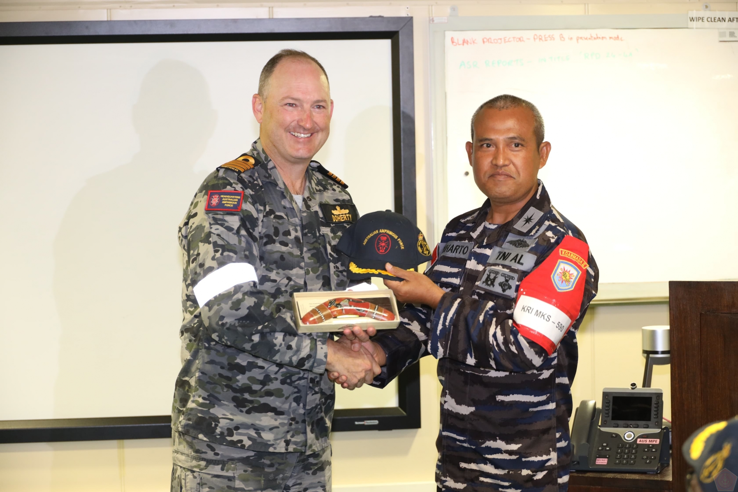 Kunjungan Kehormatan ke HMAS Adelaide, TNI AL dan RAN Perkuat Sinergi ...