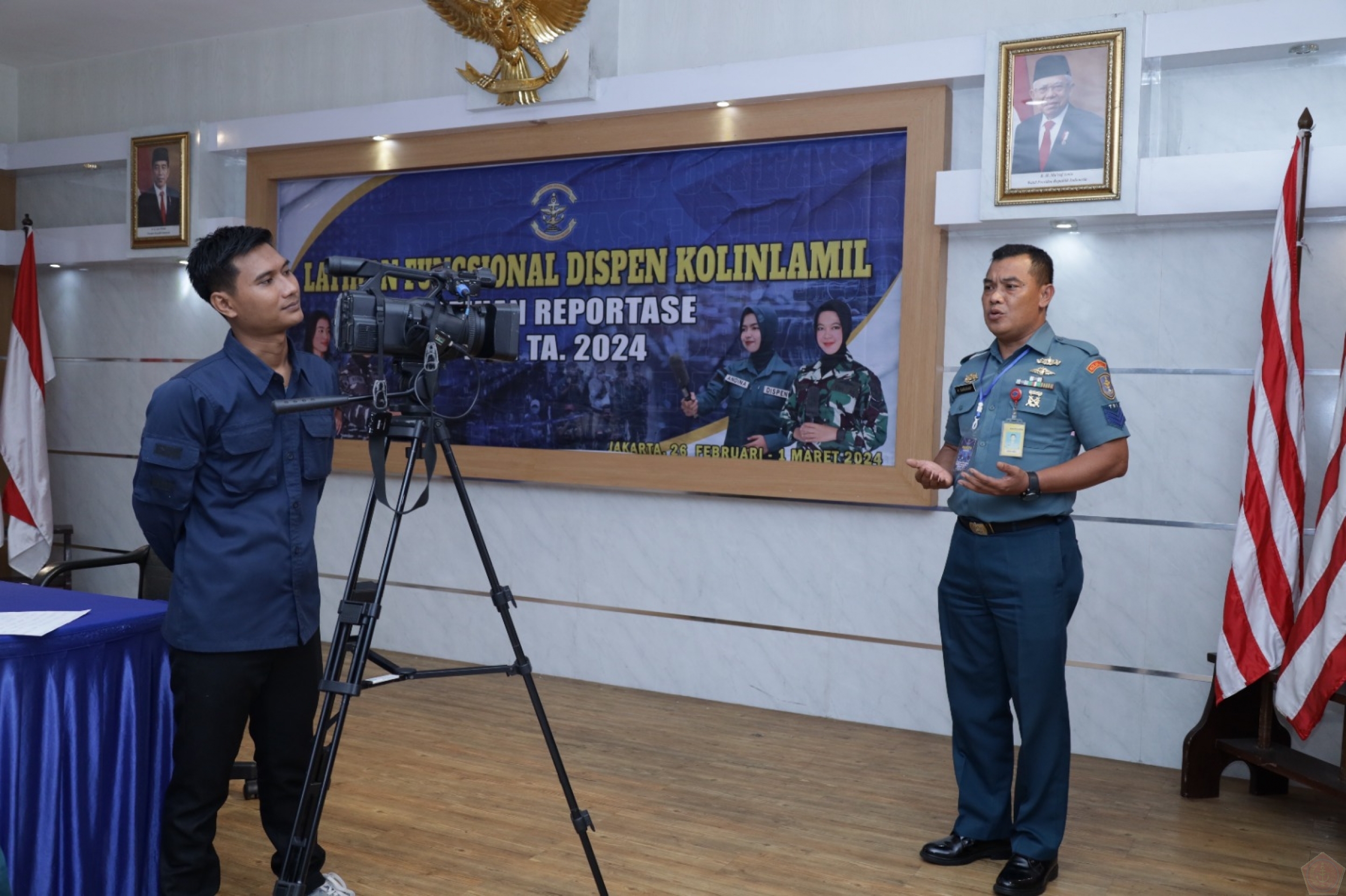 Tampil Berani Bicara Didepan Publik, Prajurit Kolinlamil Ikuti Pelatihan Reporter