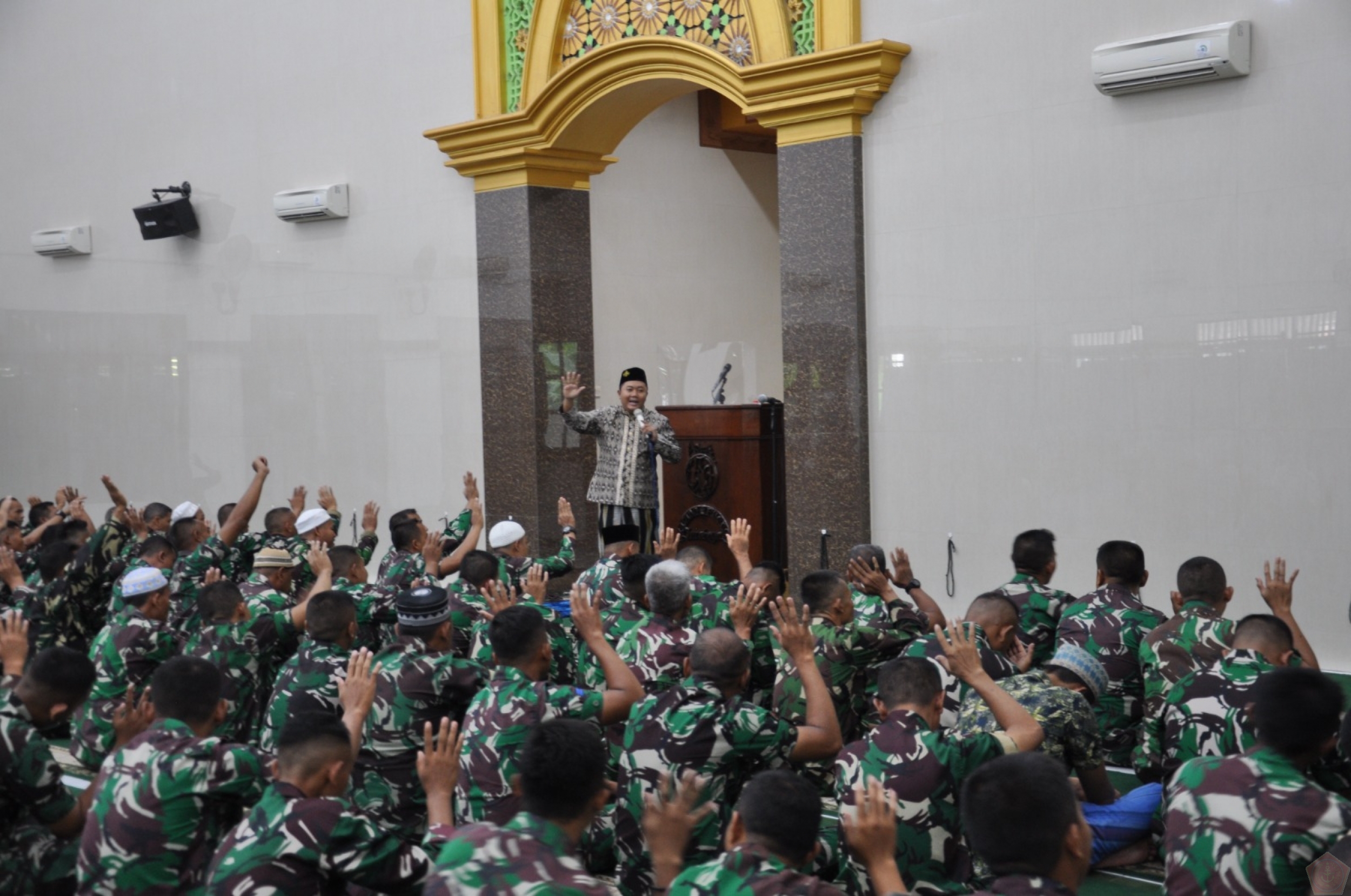 Tingkatkan Keimanan Dan Ketaqwaan Di Bulan Suci Ramadhan, Prajurit Batalyon Zeni 2 Marinir ...