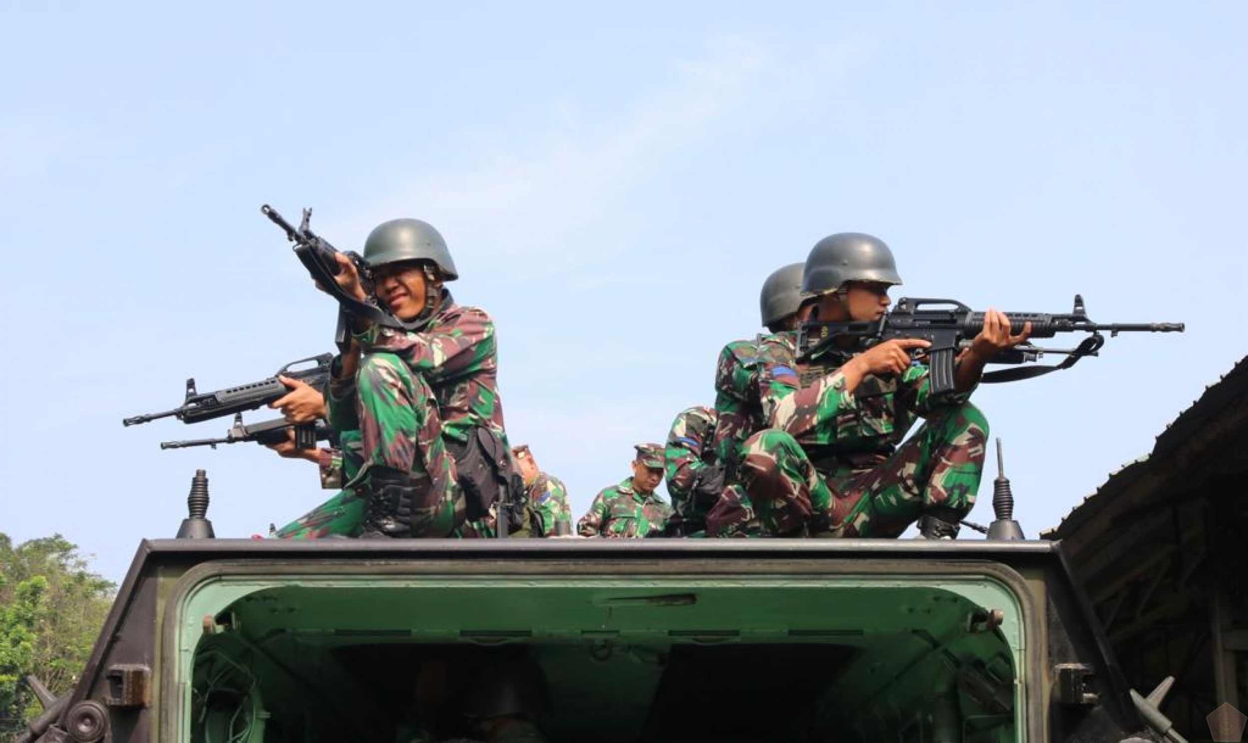 Jelang Latihan Operasi Laut Yonif 4 Marinir Laksanakan Latihan Naik ...