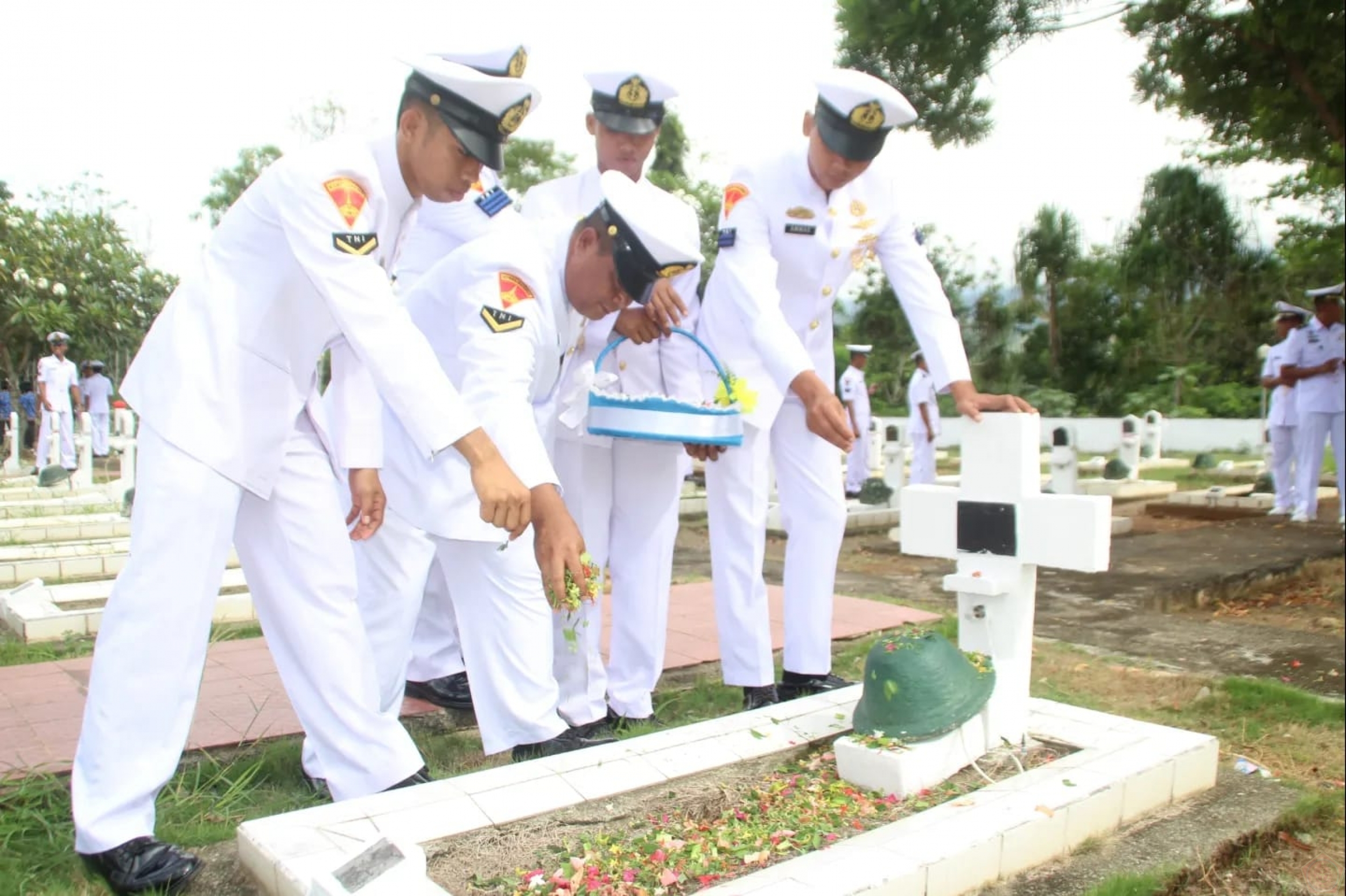 Sambut HUT Ke-79 TNI Angkatan Laut Tahun 2024, Prajurit Yonmarhanlan X ...