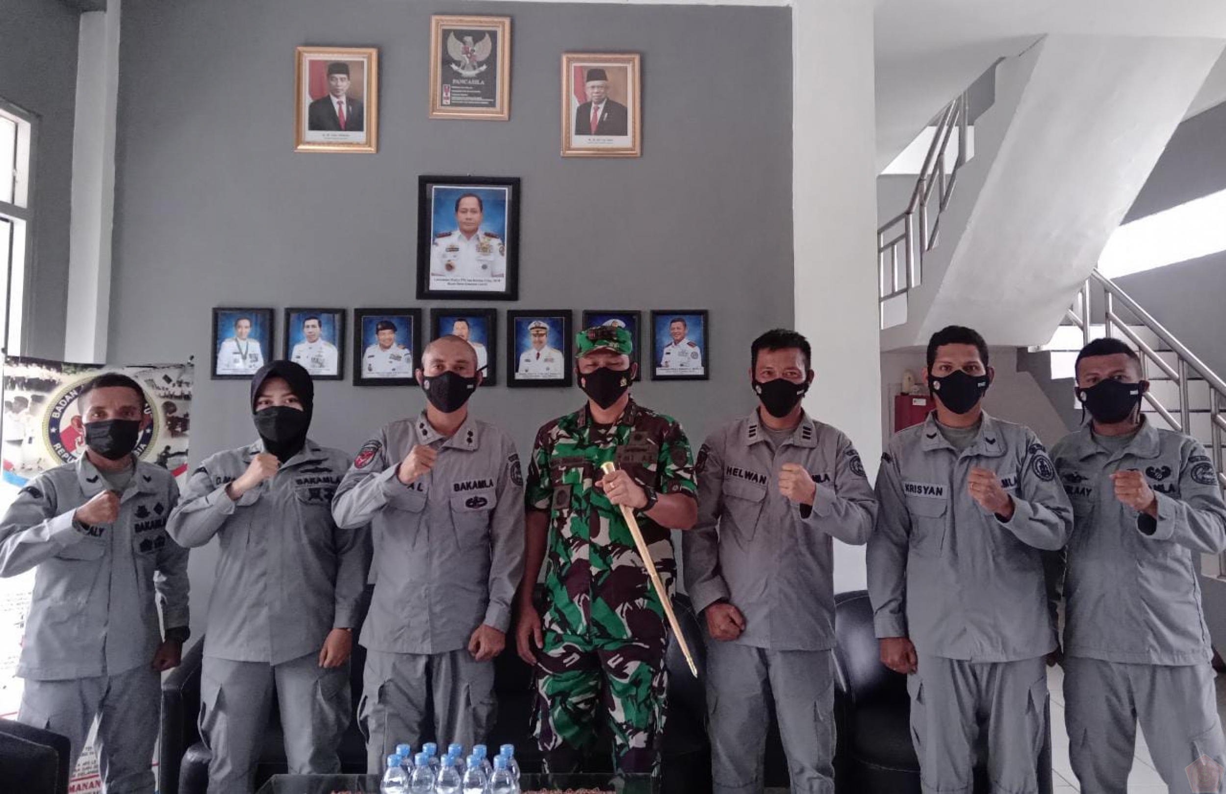 Kepala Stasiun Pemantauan Keamanan dan Keselamatan Tual Bakamla RI ... Kepala Stasiun Pemantauan Keamanan dan Keselamatan Tual Bakamla RI ...