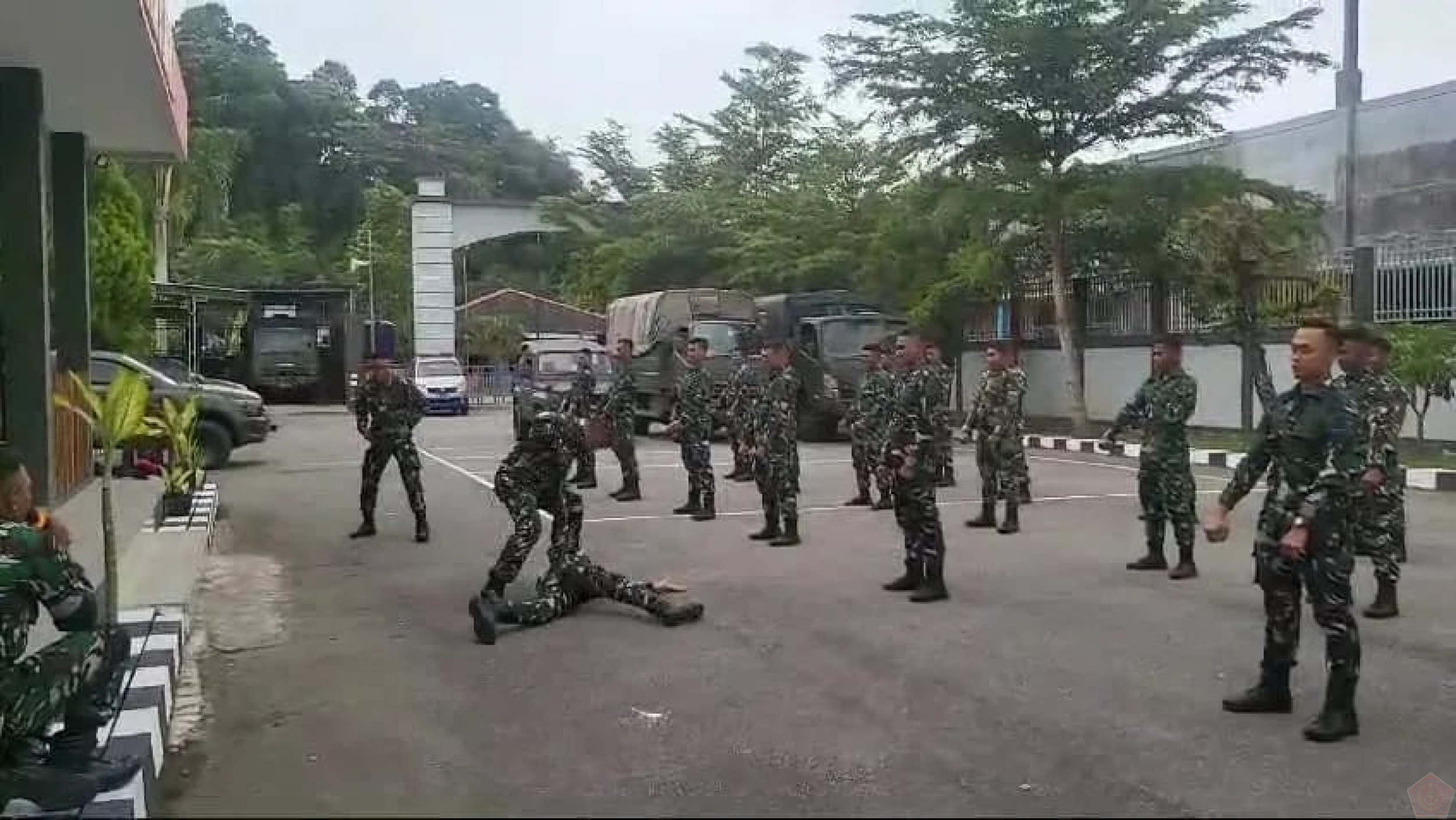 Prajurit Yonmarhanlan XIV Sorong Tampil Trengginas Pada Penilaian Batalyon Marinir Teladan Tahun ...
